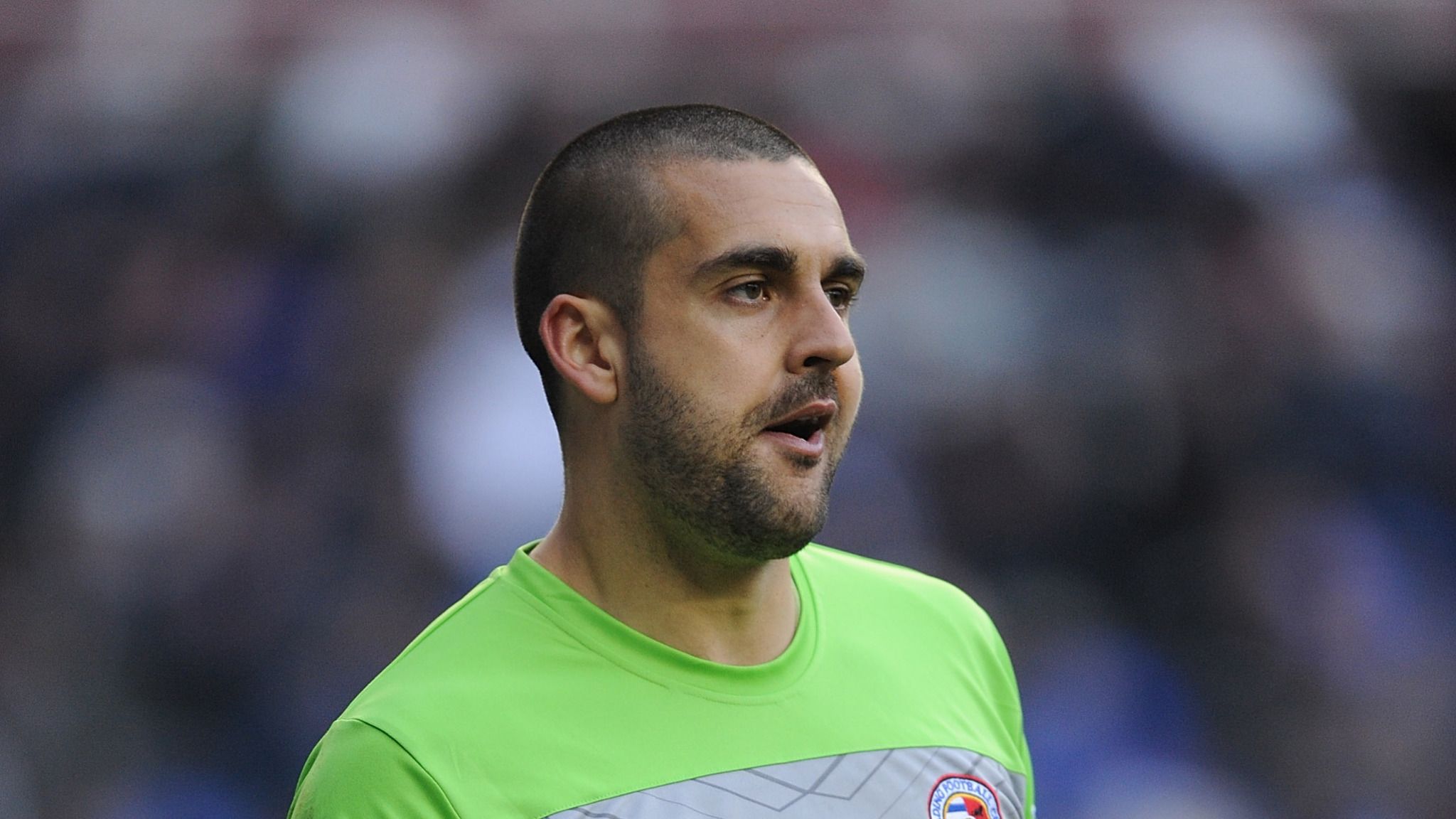 Sky Bet Championship: Reading goalkeeper Adam Federici expects to ...