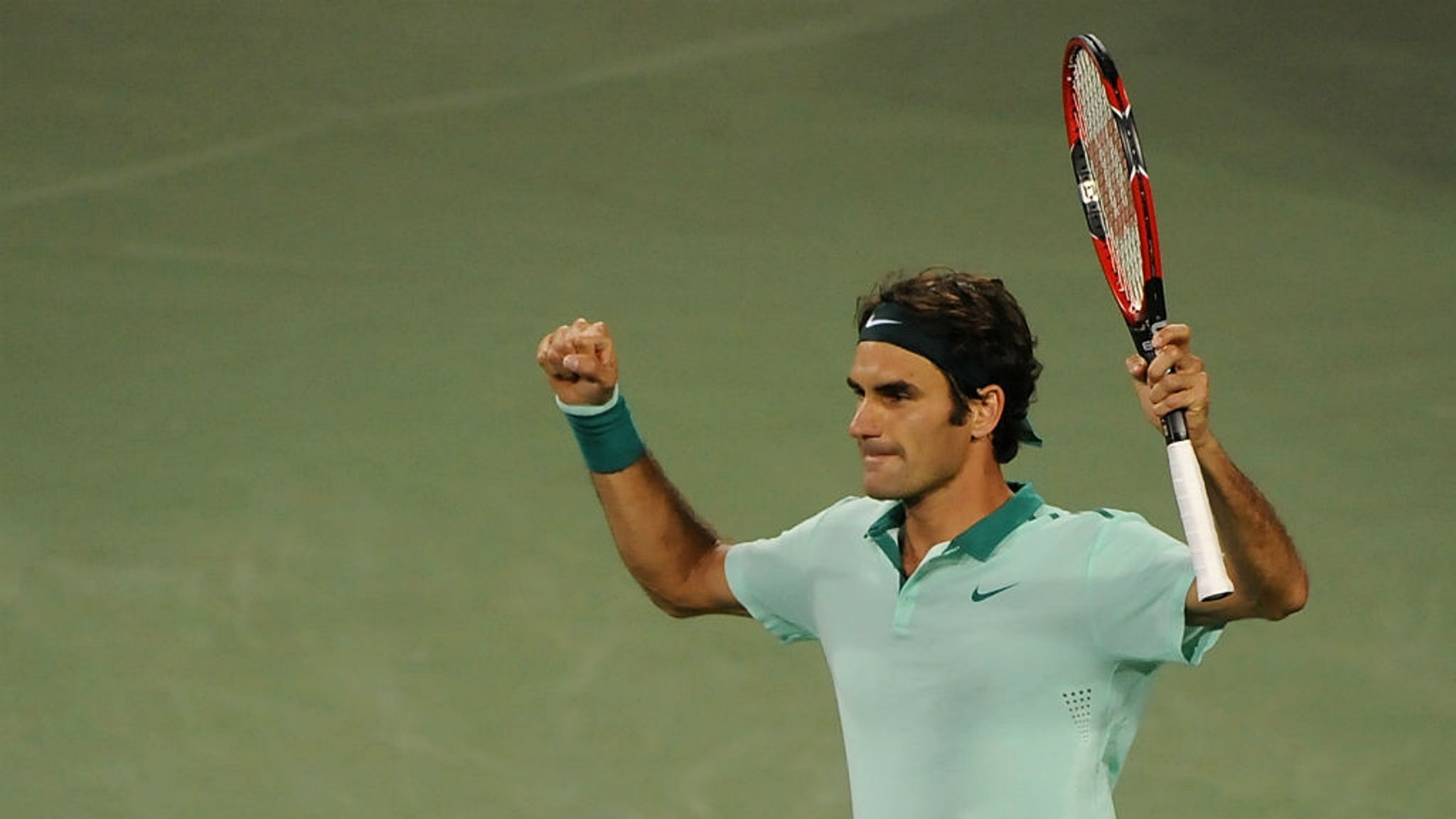 Mark Petchey salutes Roger Federer's bravery in changing racquets after ...