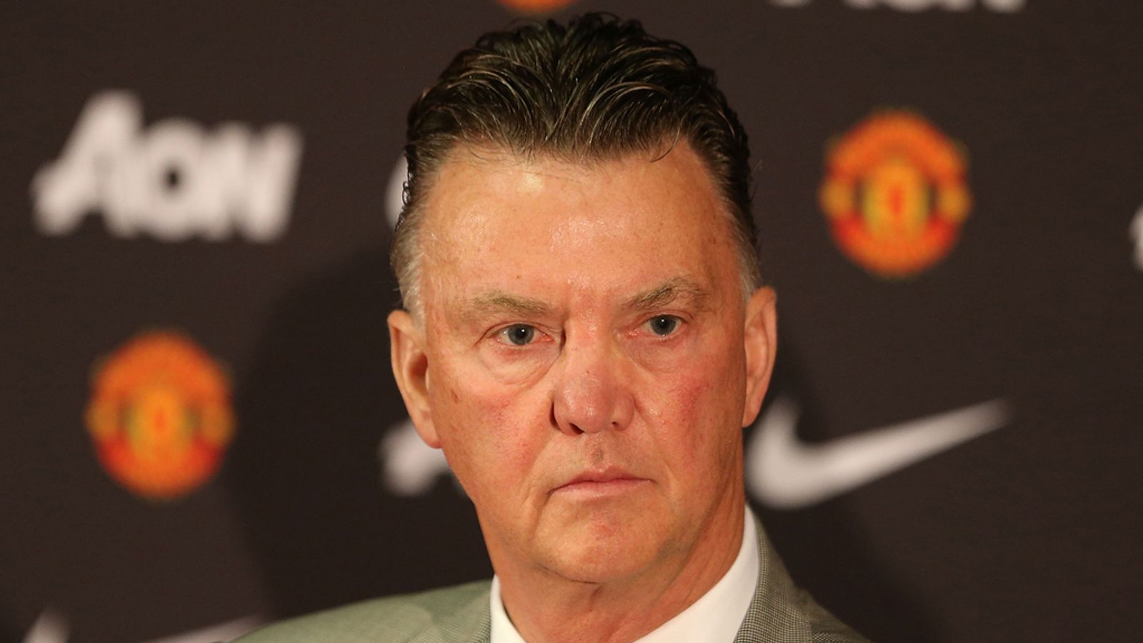 Premier League: Manchester United boss Louis van Gaal says his players ...