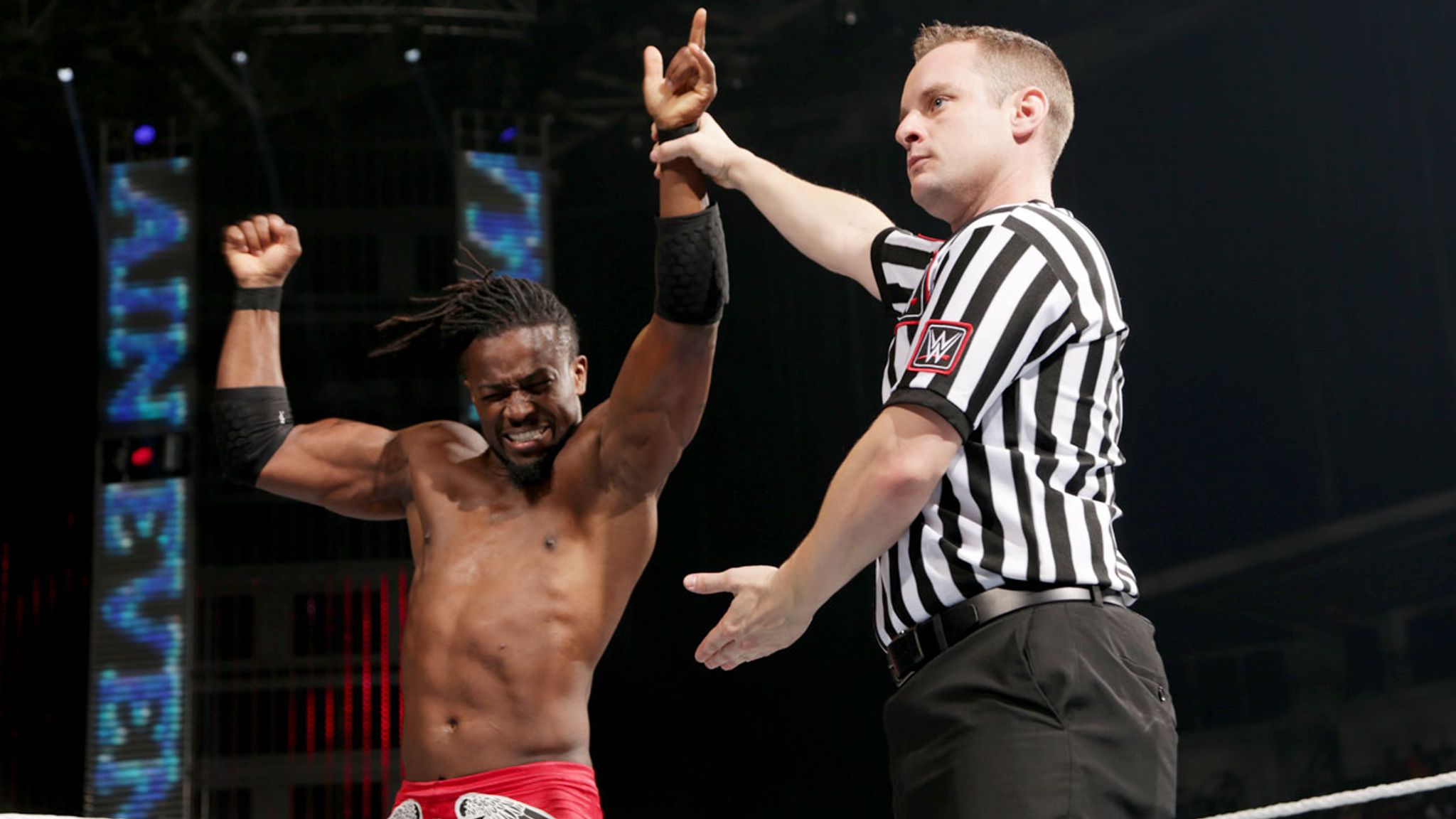 WWE Main Event results: Mark Henry slams fans for his Raw loss to Rusev ...