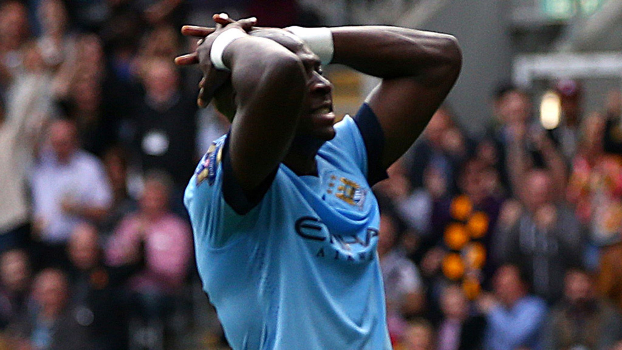 Manchester City's Eliaquim Mangala still 'adapting' to Premier League ...
