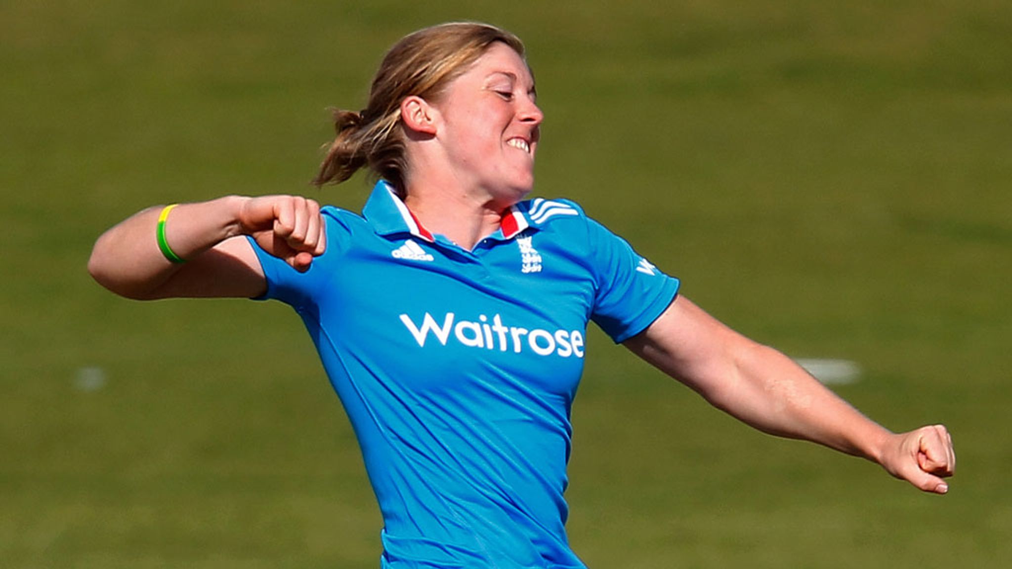 Women's cricket: Heather Knight praises England skipper Charlotte ...