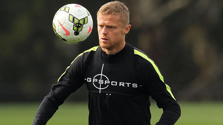 Former Republic of Ireland star Damien Duff calls time on career ...