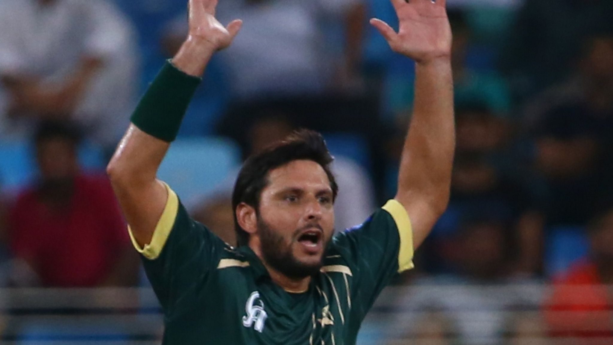 Pakistan star Shahid Afridi to retire from one-day internationals after ...
