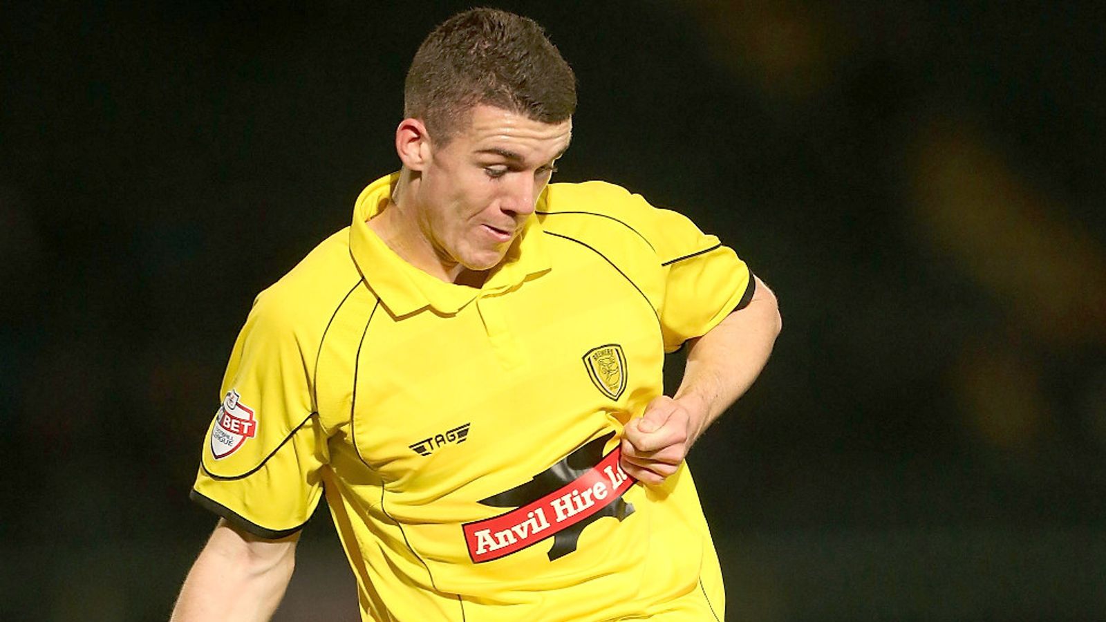 Lenihan staying at Burton | Football News | Sky Sports