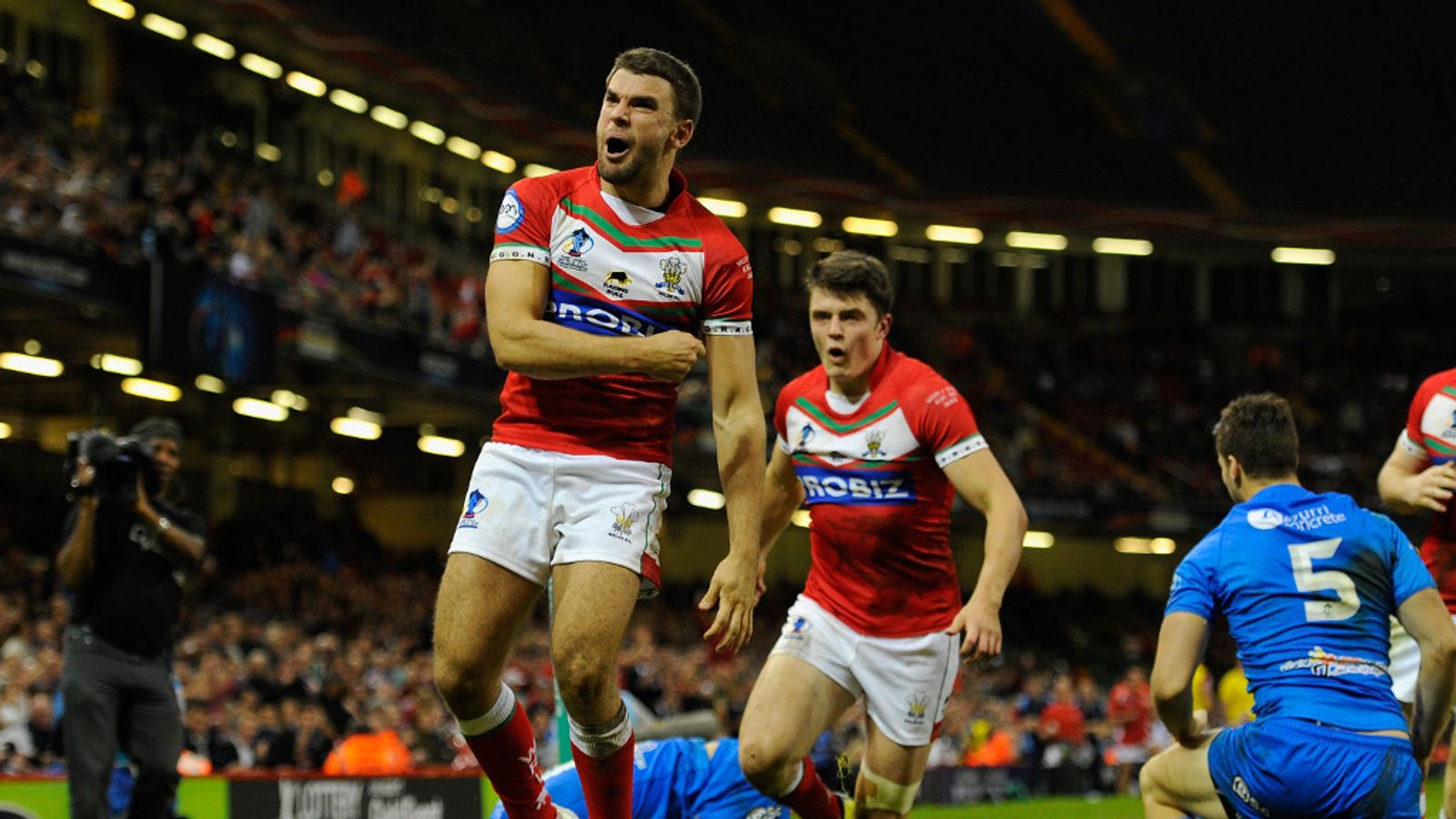 Aviva Premiership: Bradford Bulls star Elliot Kear joins London Welsh ...