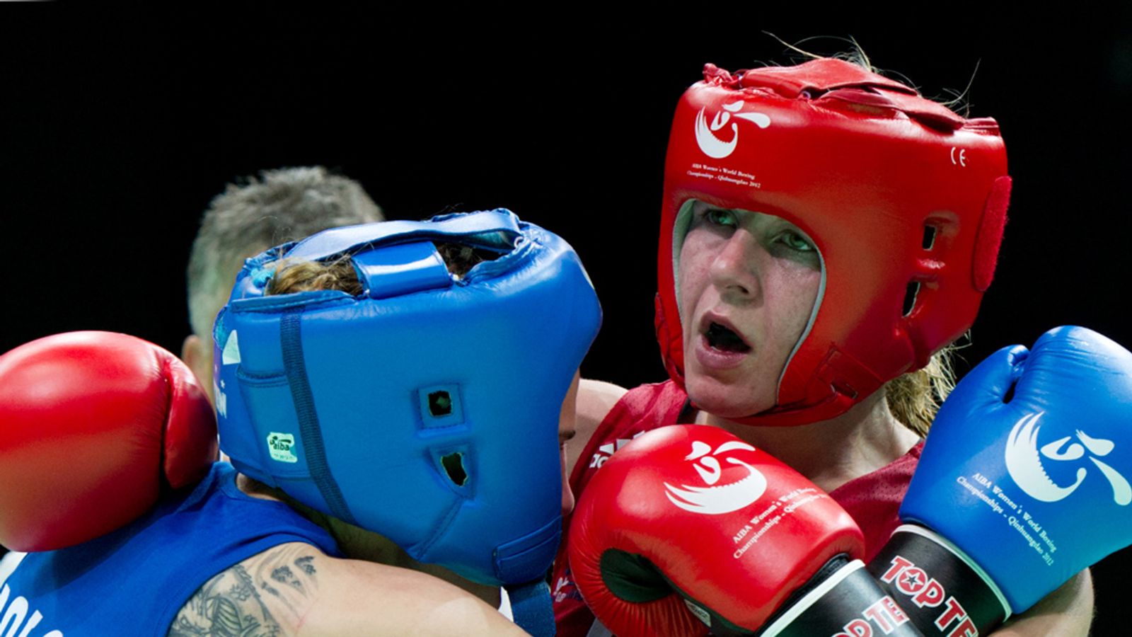 World Boxing Championships: England's Lisa Whiteside wins first bout ...