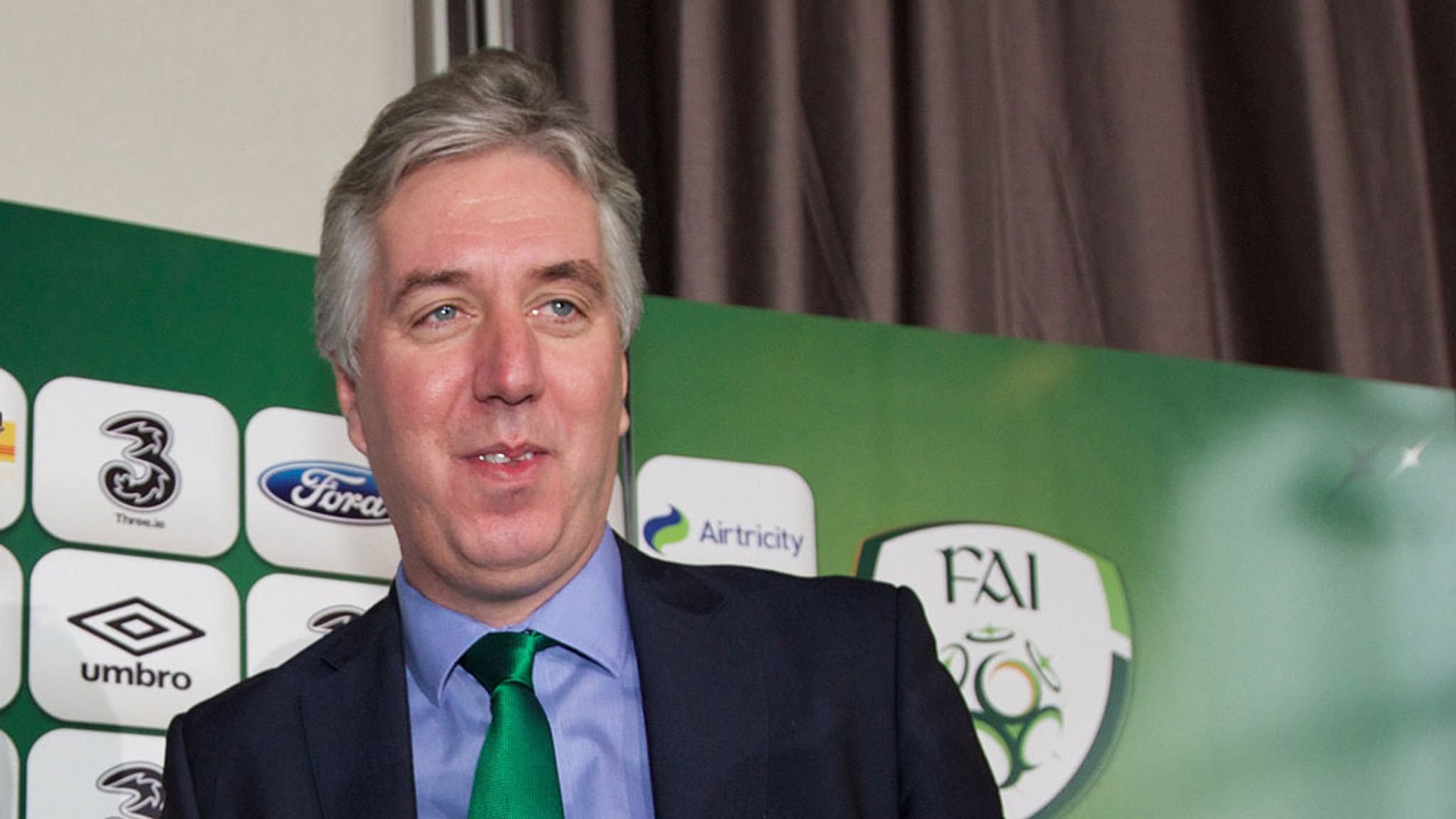 FAI chief John Delaney apologises for singing a nationalist song ...