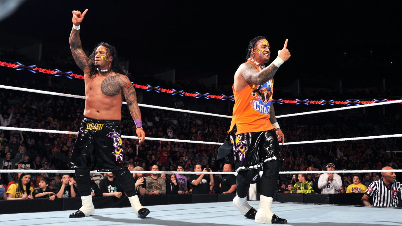 WWE Main Event: The Usos beat Curtis Axel and Bo Dallas | Snooker News ...