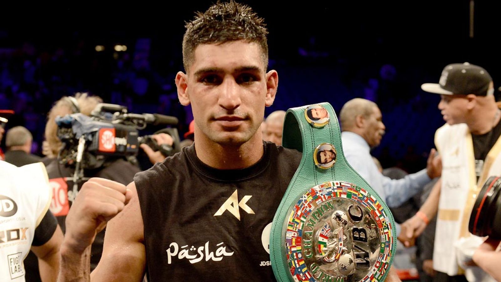 Amir Khan takes on Chris Algieri in New York on May 29 | Boxing News ...