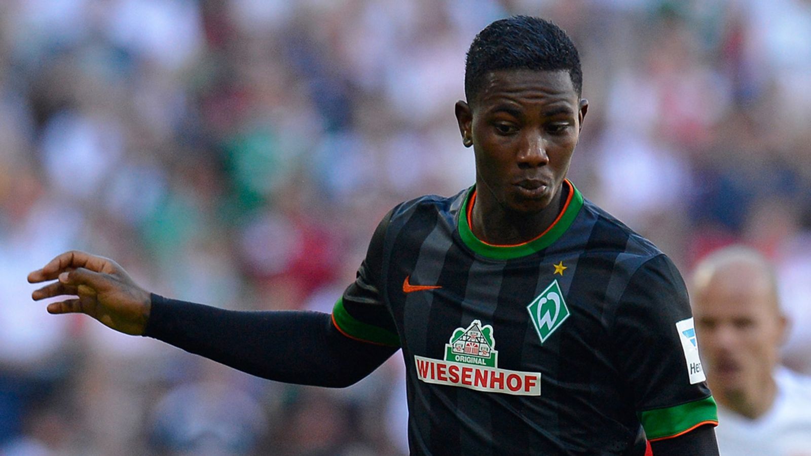 Transfer news: Southampton complete signing of Eljero Elia on loan ...