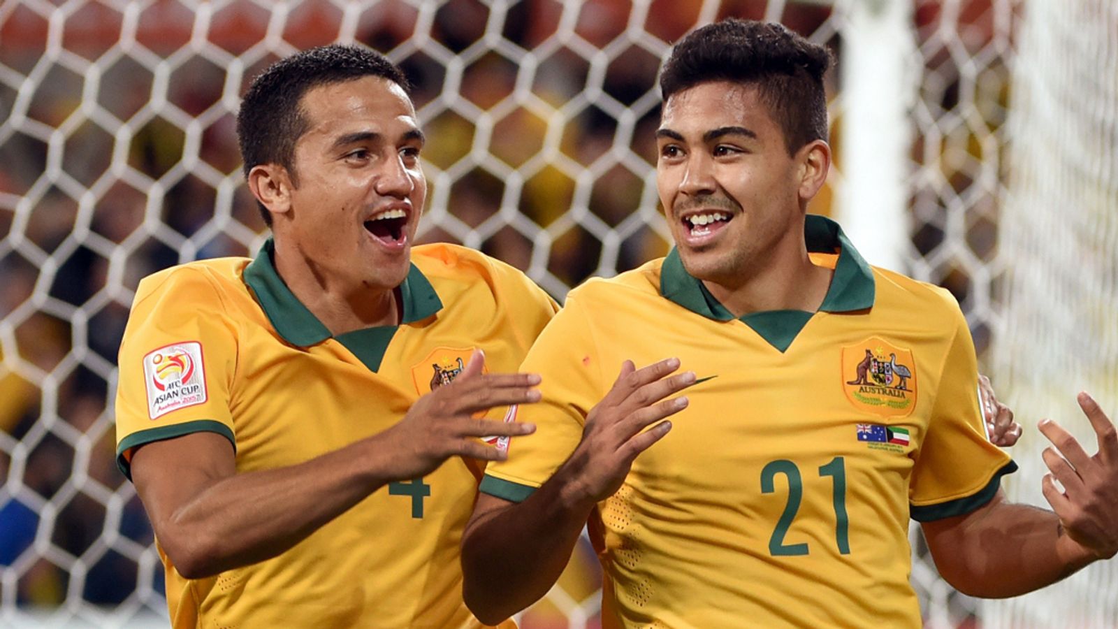 Cahill impressed by Luongo | Football News | Sky Sports