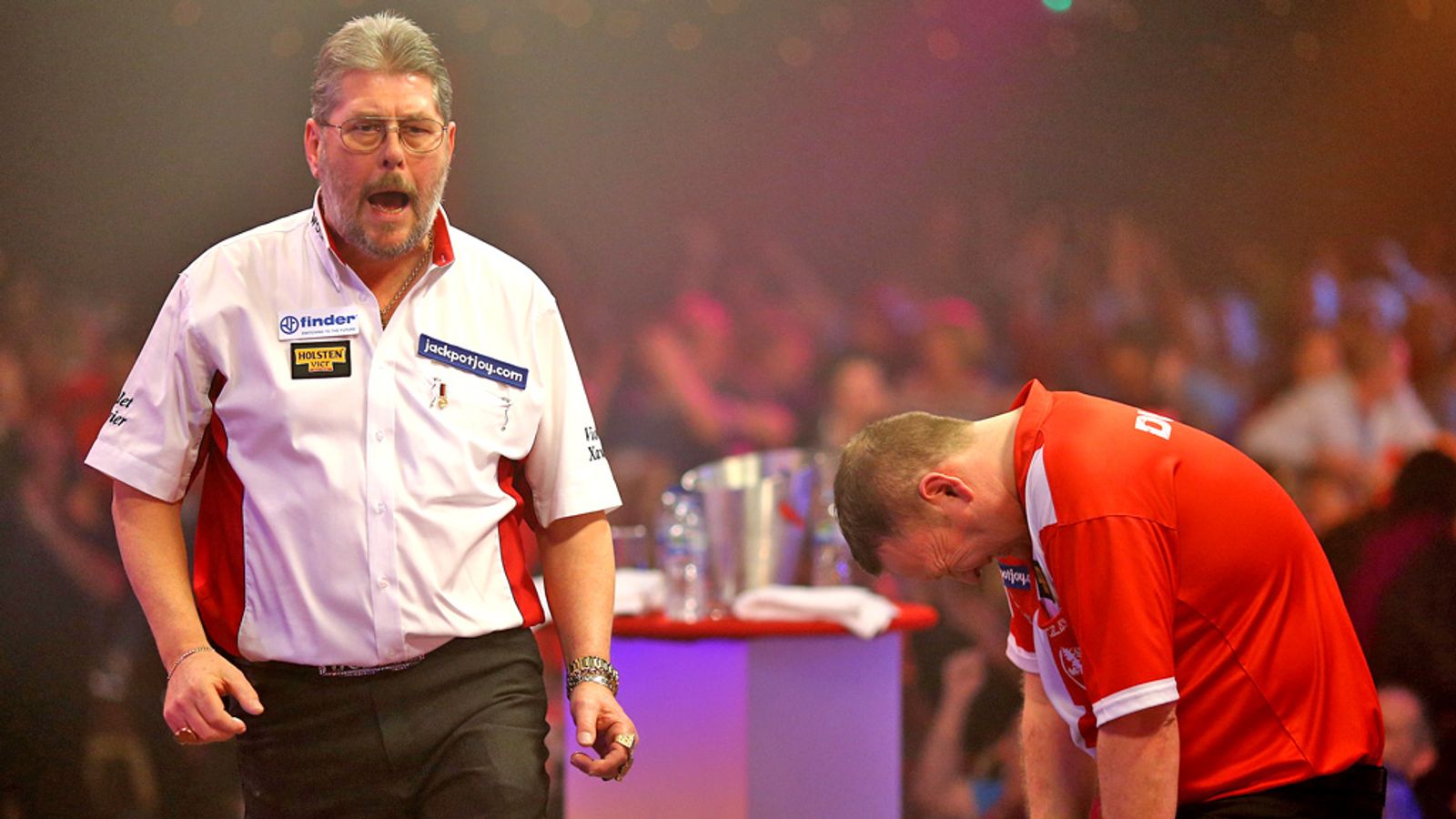 Martin Adams came through a thriller to book his place in Sunday's BDO ...