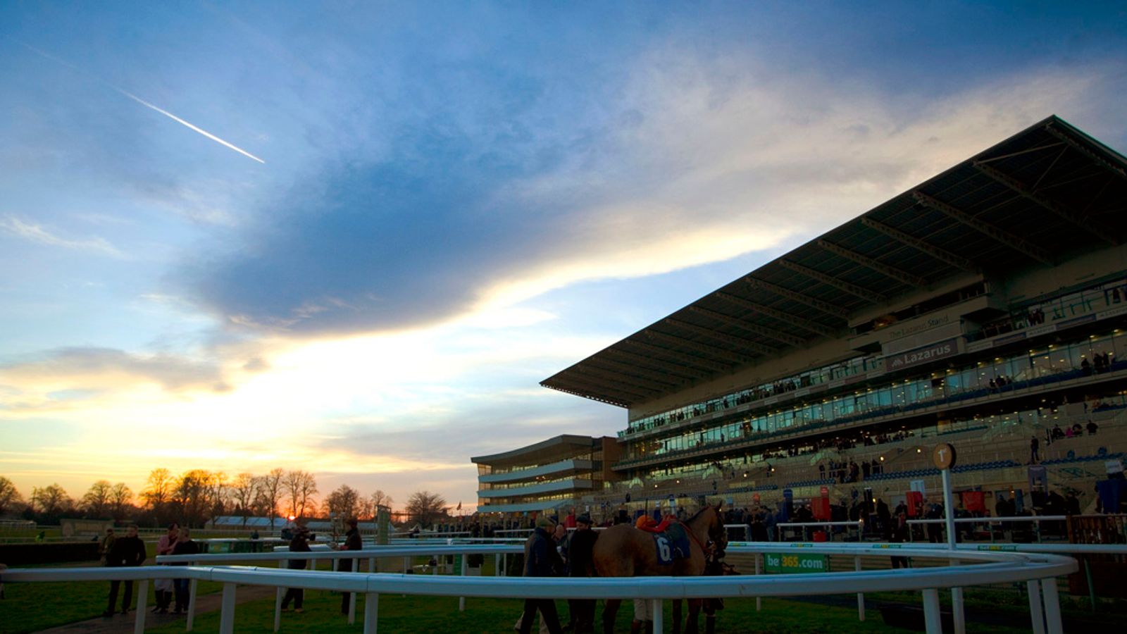 Doncaster and Huntingdon tracks to inspect on Friday morning | Racing ...