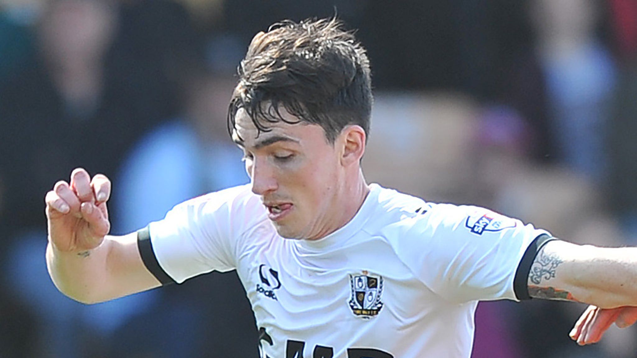 Dodds signs new Port Vale deal | Football News | Sky Sports