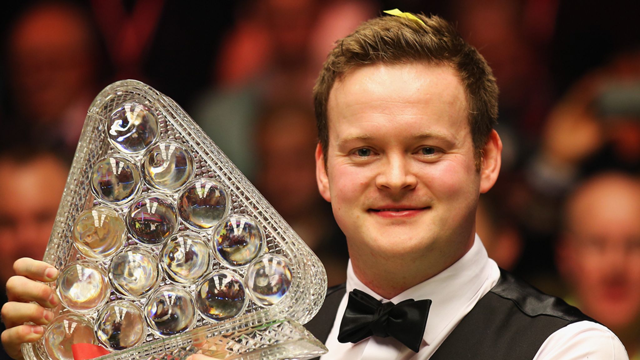Masters: Shaun Murphy thrashed Neil Robertson 10-2 to complete a triple ...