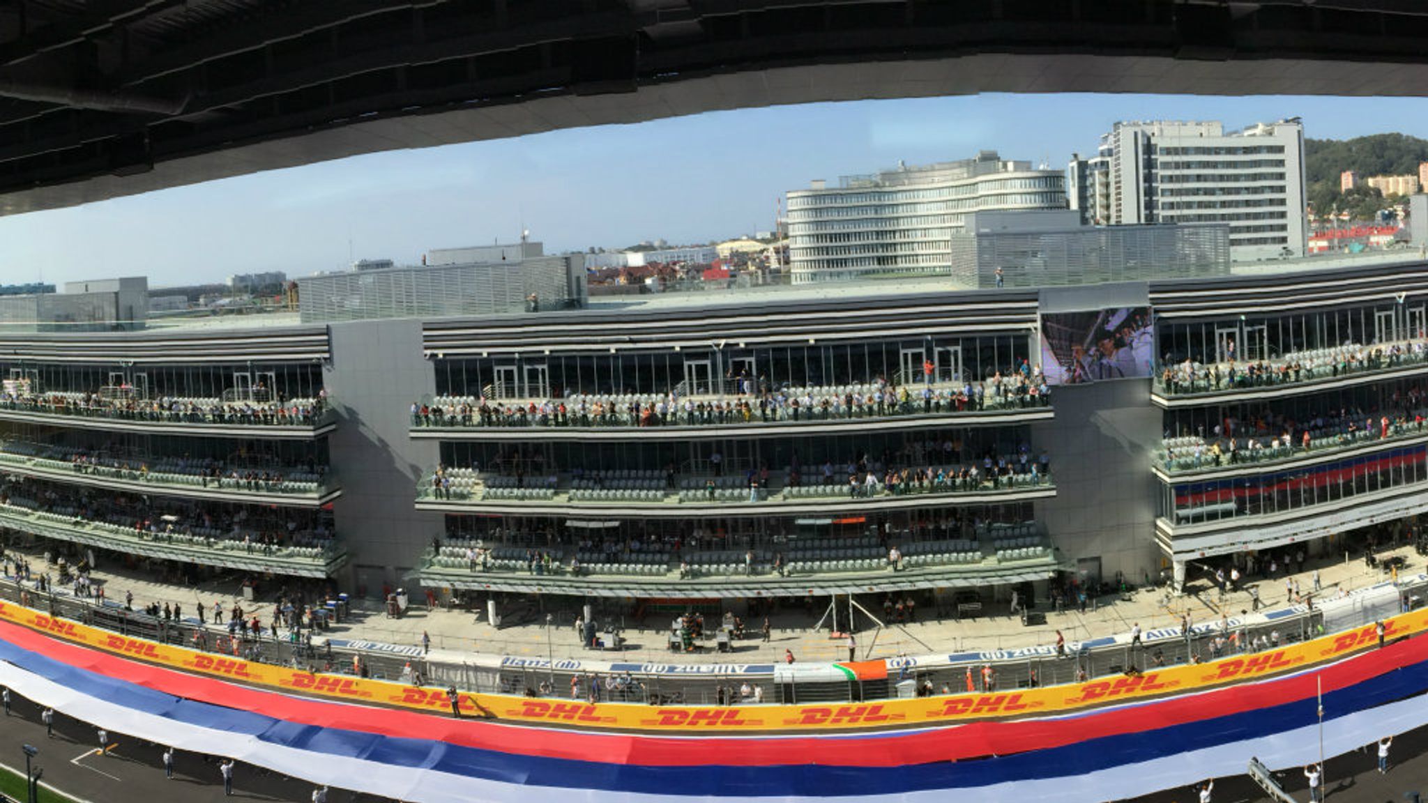 Zoom in on F1: Your chance to have your best 2014 pic showcased with ...