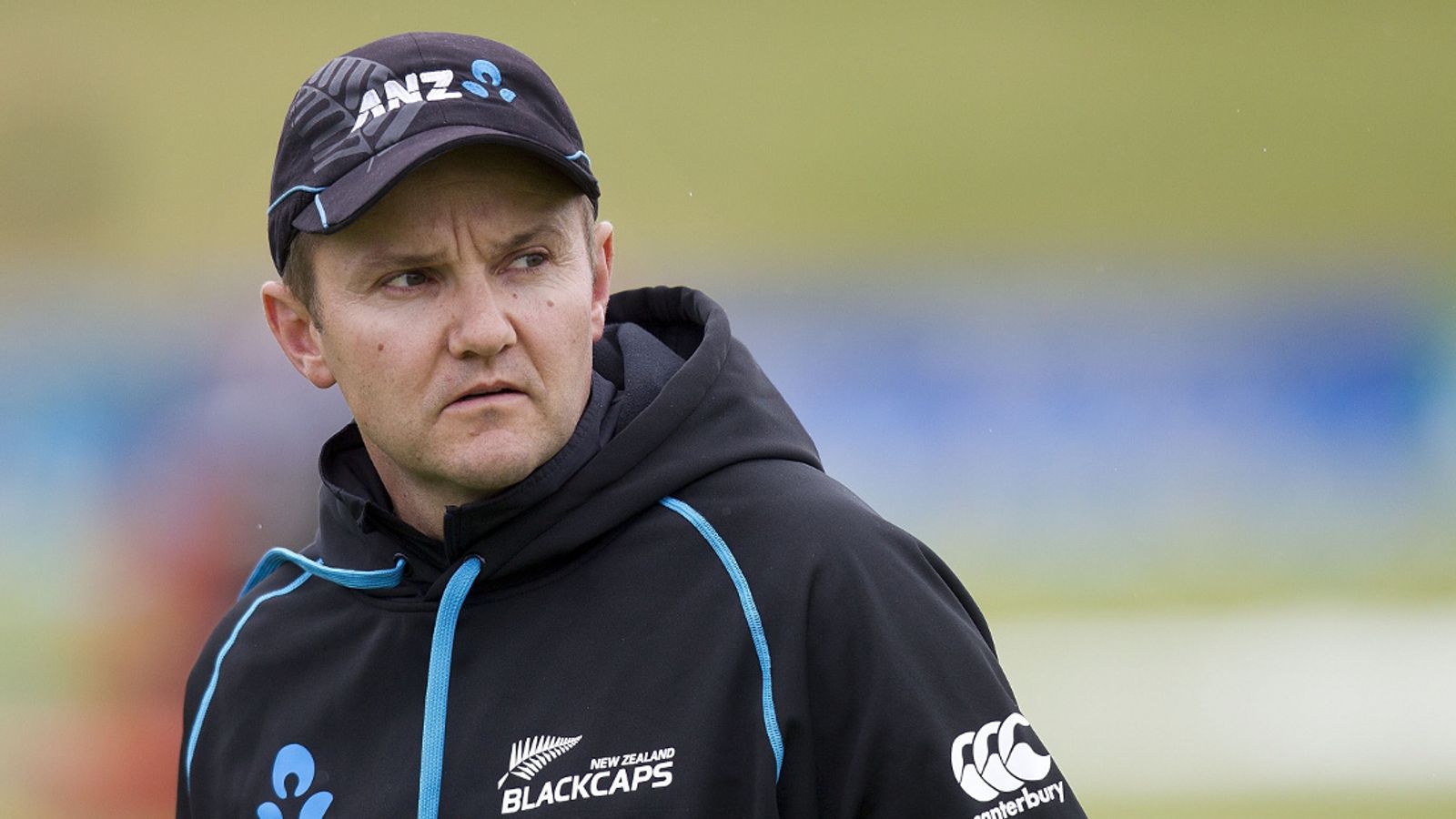 New Zealand coach Mike Hesson plays down hype ahead of crunch Australia ...