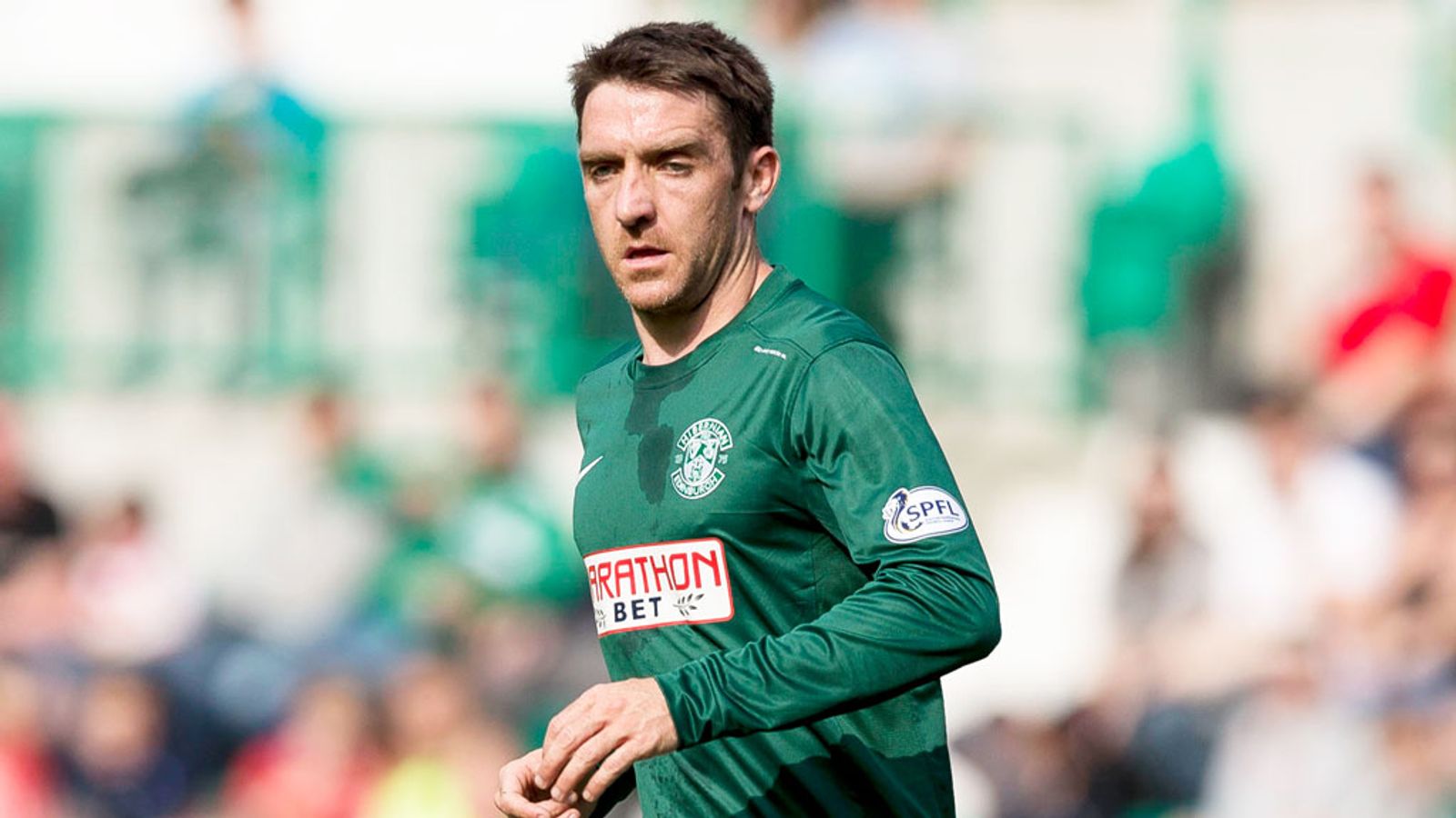 Transfer news: Dundee sign striker Paul Heffernan from Hibernian ...