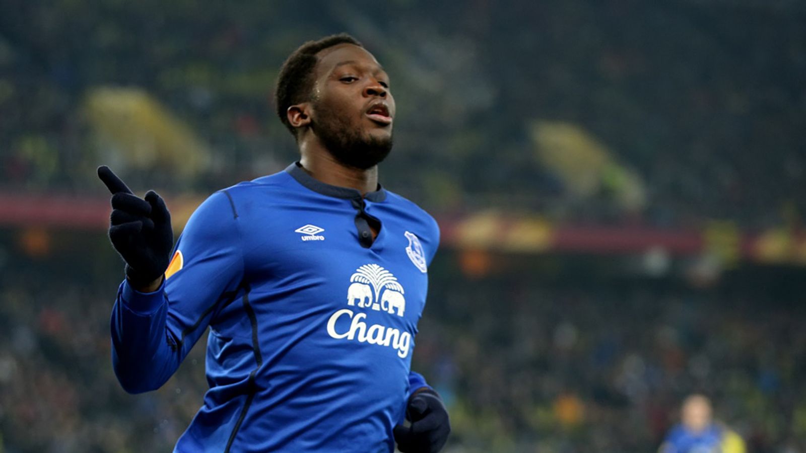 Romelu Lukaku scores hat-trick as Everton beat Young Boys in Europa ...