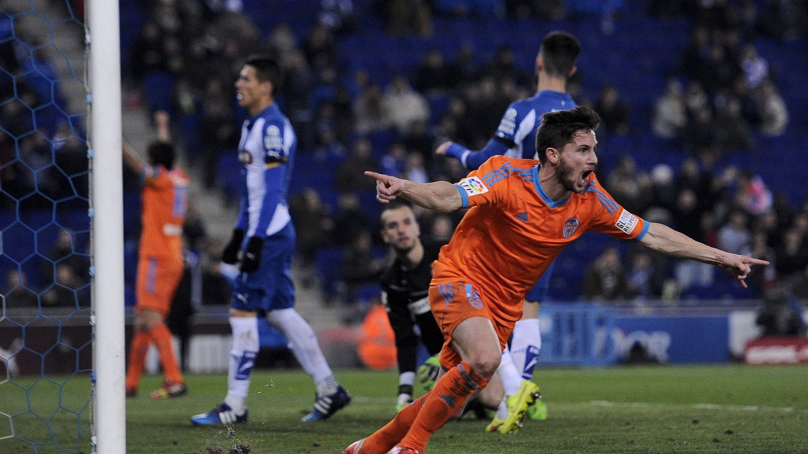 Valencia's Pablo Piatti eyes Champions League push ahead of La Liga ...