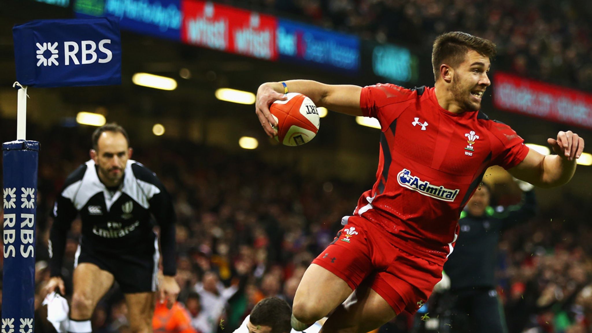 Wales star Rhys Webb aiming to become rugby's best scrum-half | Rugby ...