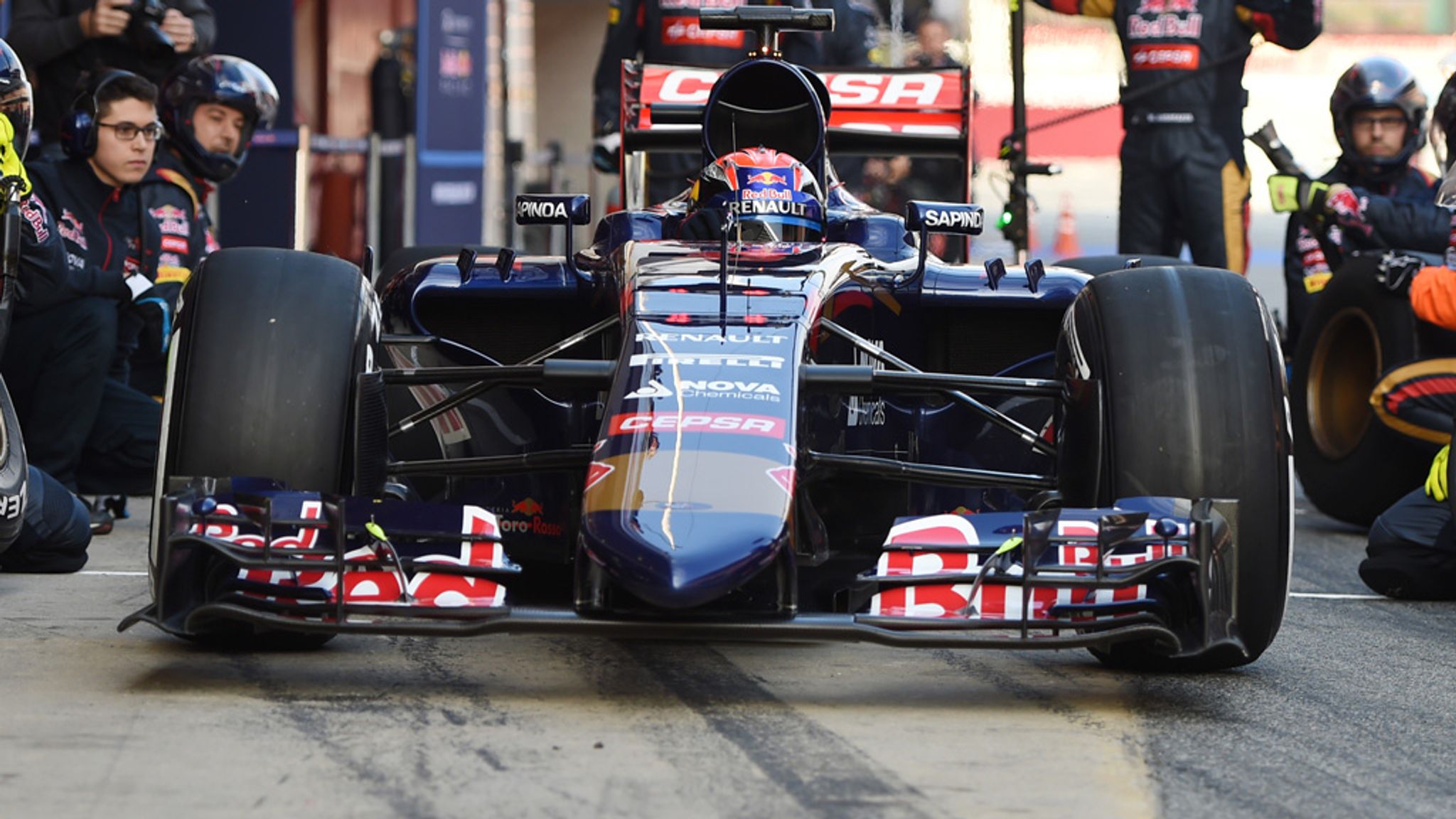 Toro Rosso youngster Max Verstappen tipped be an 'an absolute sensation ...