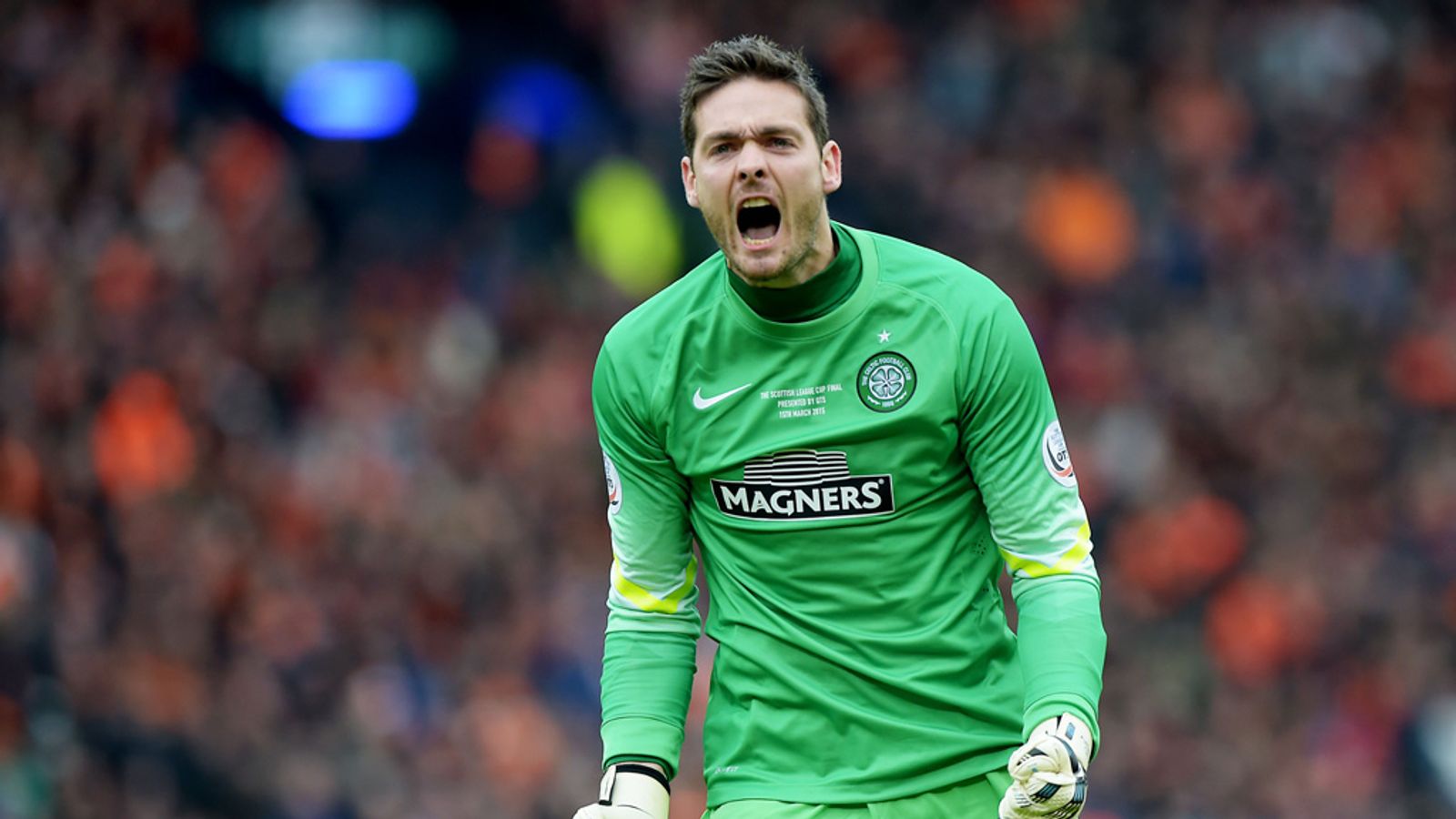 Celtic goalkeeper Craig Gordon signs new contract | Football News | Sky ...