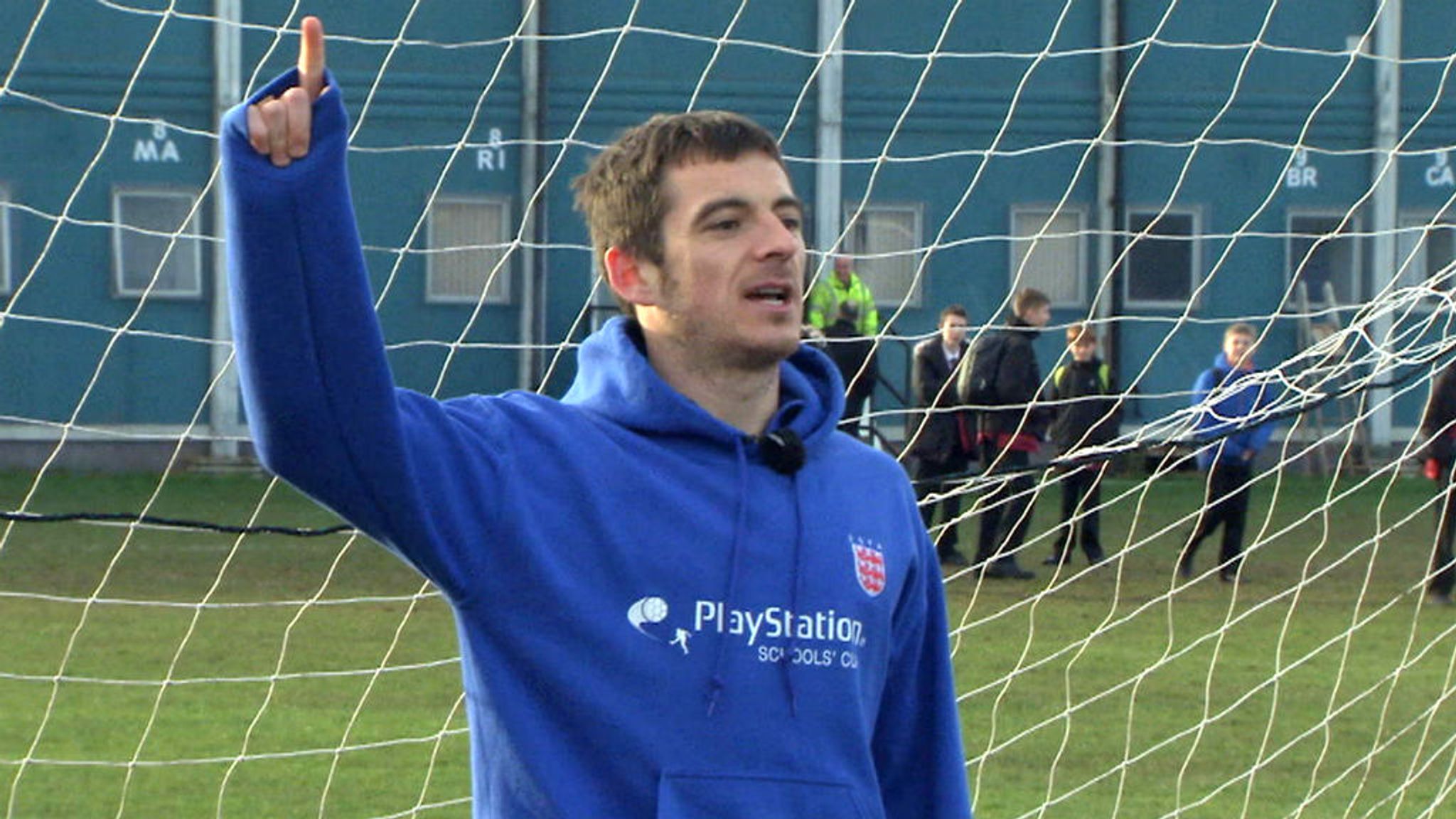 Leighton Baines returns for Everton after three-month lay-off ...