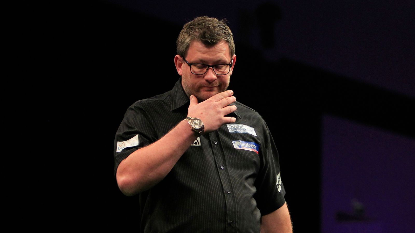 James Wade endures upset defeat at Sydney Masters from Rhys Mathewson ...