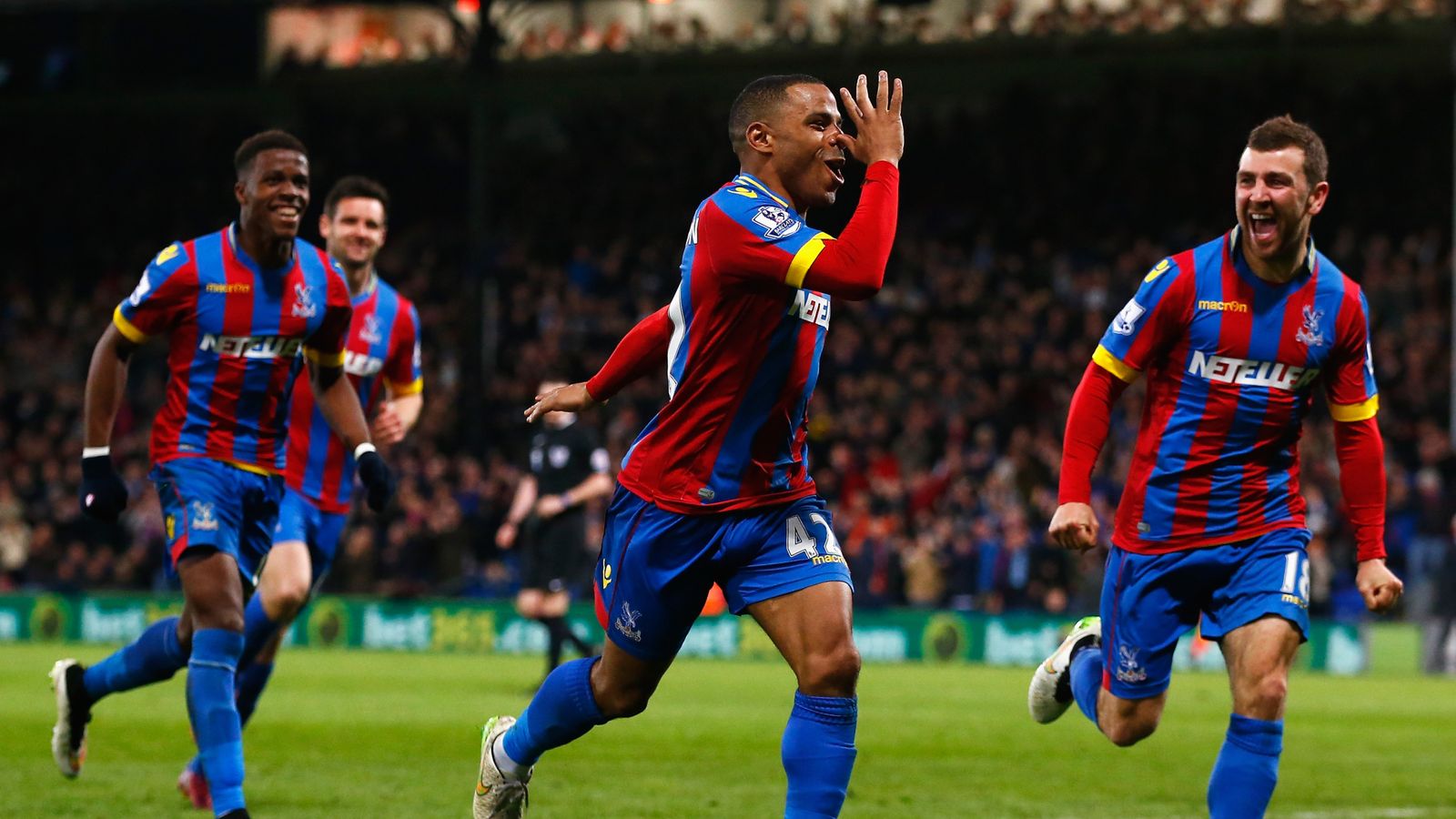 Crystal Palace 2-1 Manchester City: Glenn Murray and Jason Puncheon ...