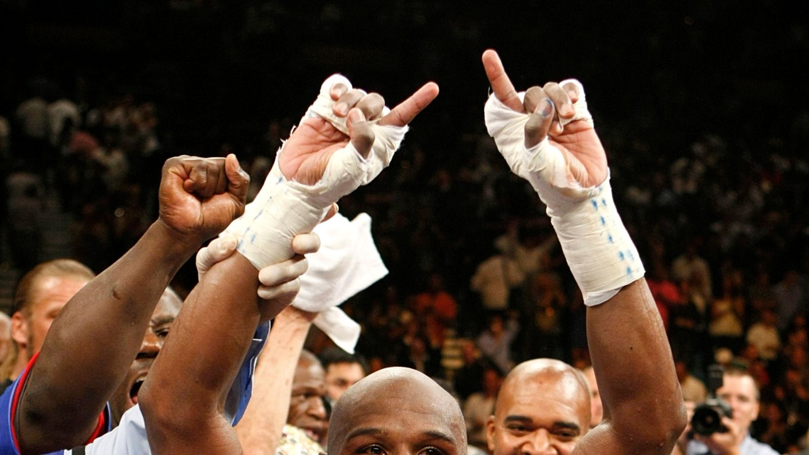 Floyd Mayweather's six most memorable fights | Boxing News | Sky Sports