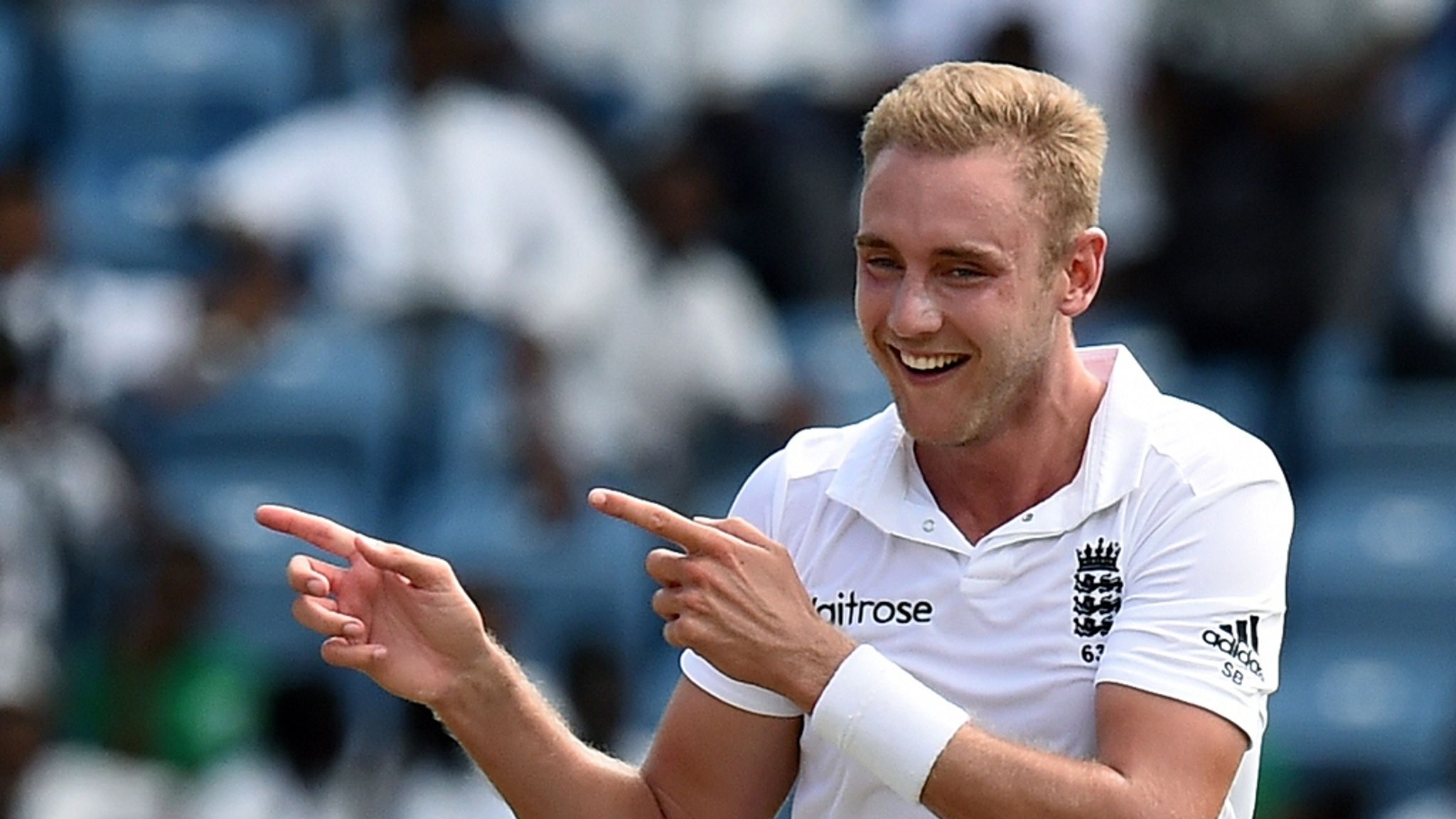 England's Stuart Broad blames migraine for recent no-show | Cricket ...