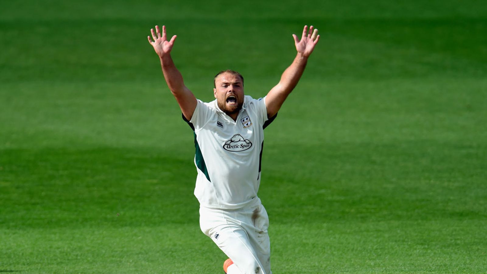 Worcestershire all-rounder Joe Leach signs new contract | Cricket News ...