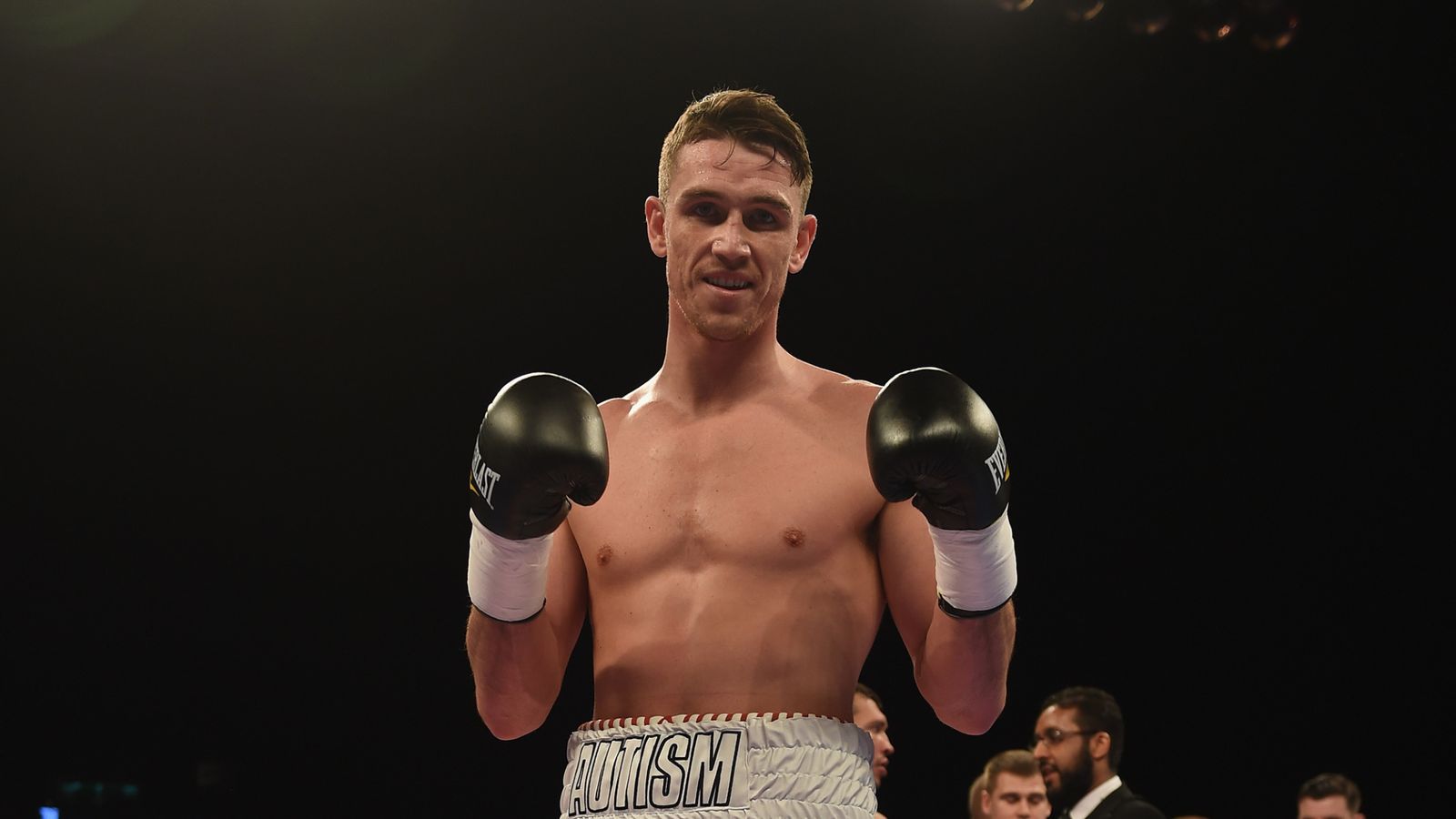 Callum Smith & Rocky Fielding make weight ahead of British title bout ...