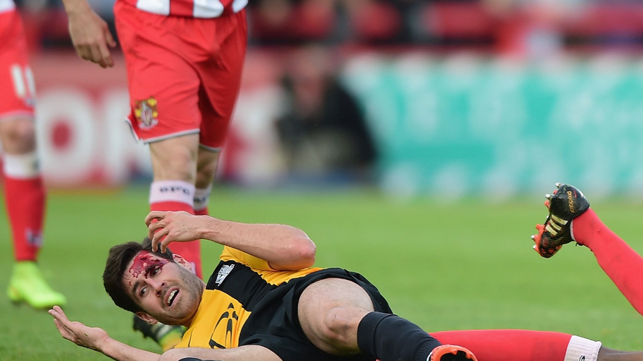 Southend midfielder Michael Timlin set to return against Stevenage ...