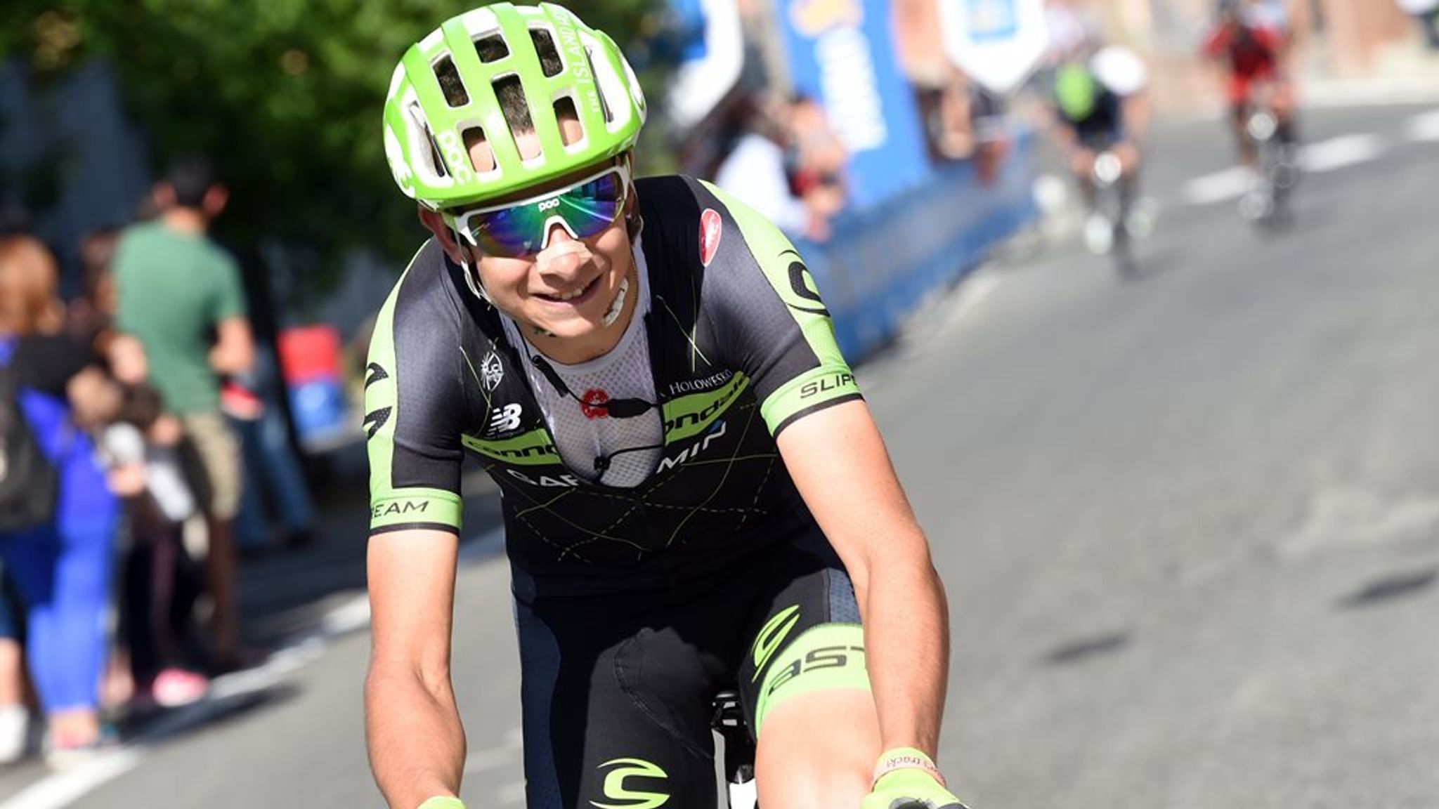 Giro d'Italia: Davide Formolo wins stage four as Simon Clarke hits ...