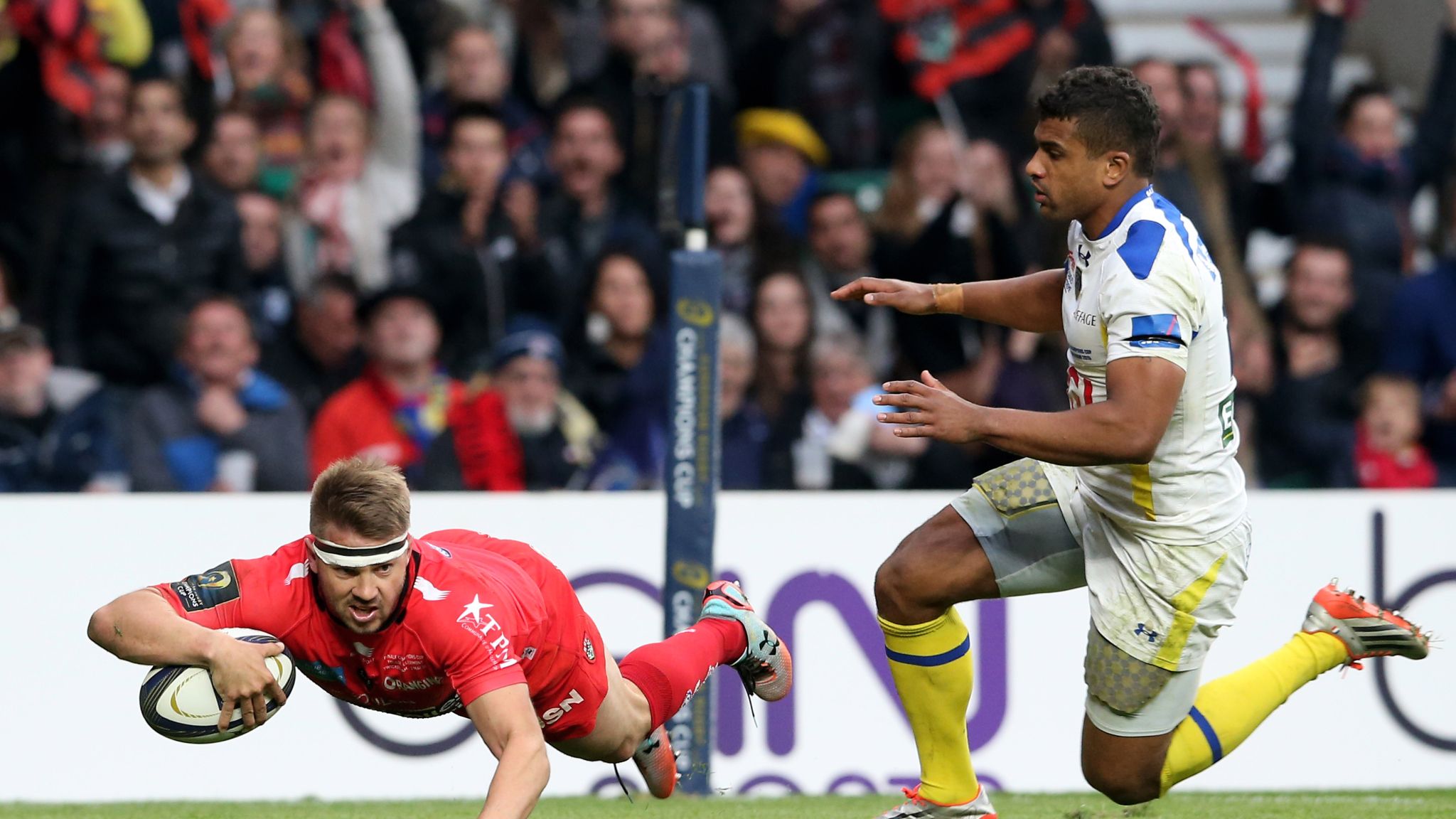 Toulon beat Clermont to become the first team to win a hat-trick of ...