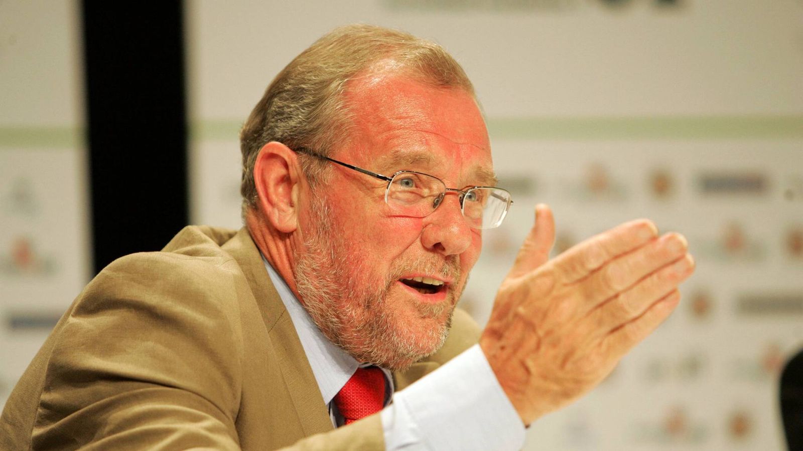 Former sports minister Richard Caborn calls for radical FIFA reform ...