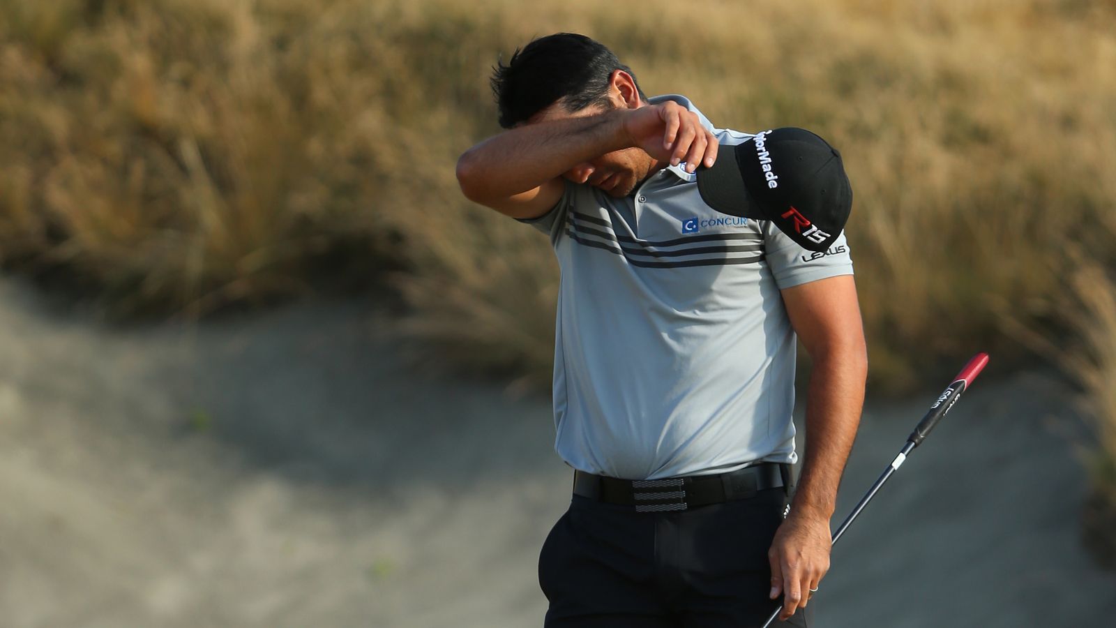Jason Day defies illness to earn share of lead at US Open | Golf News ...