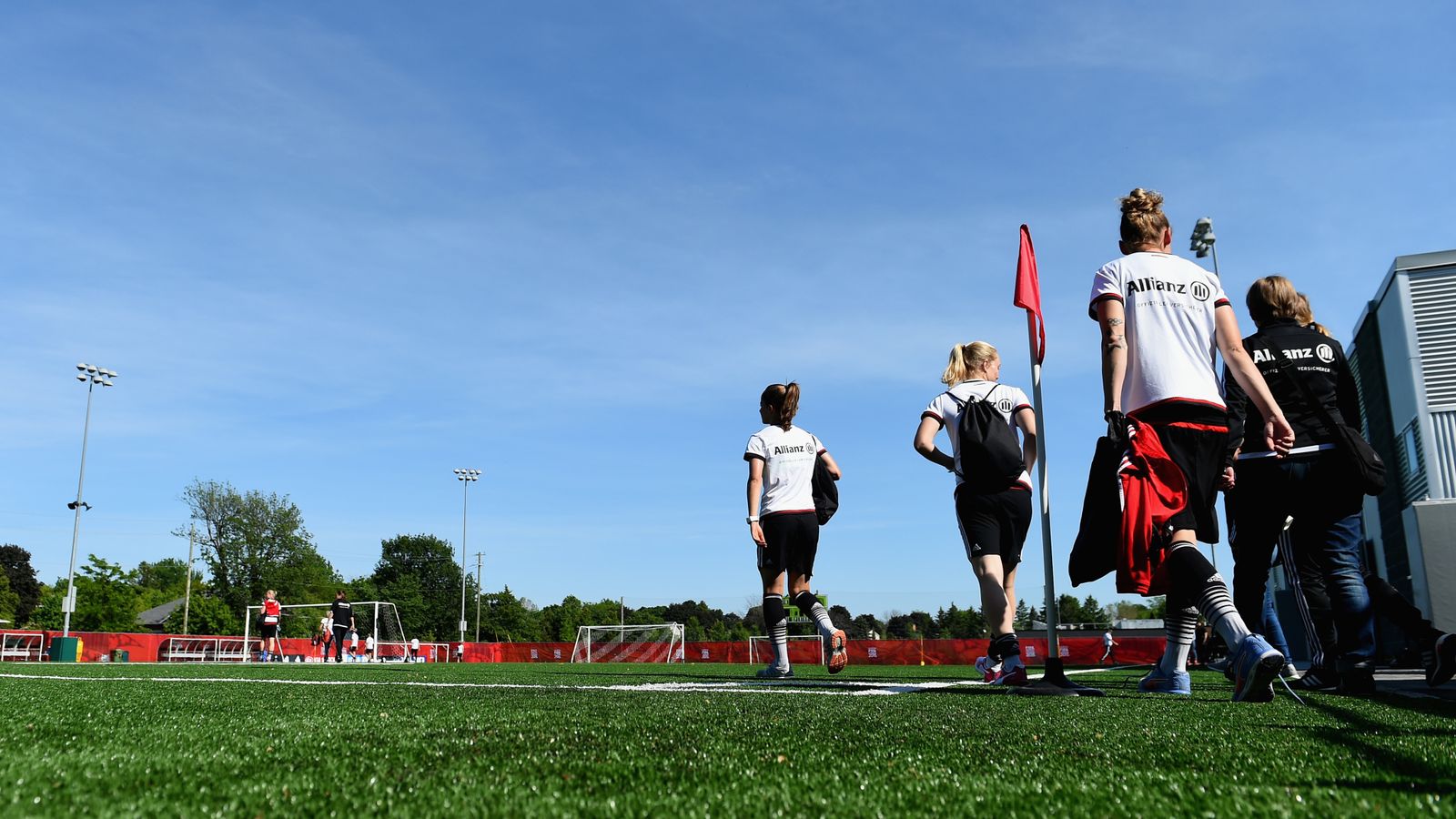Artificial turf at Women's World Cup still causing a stir | Football ...