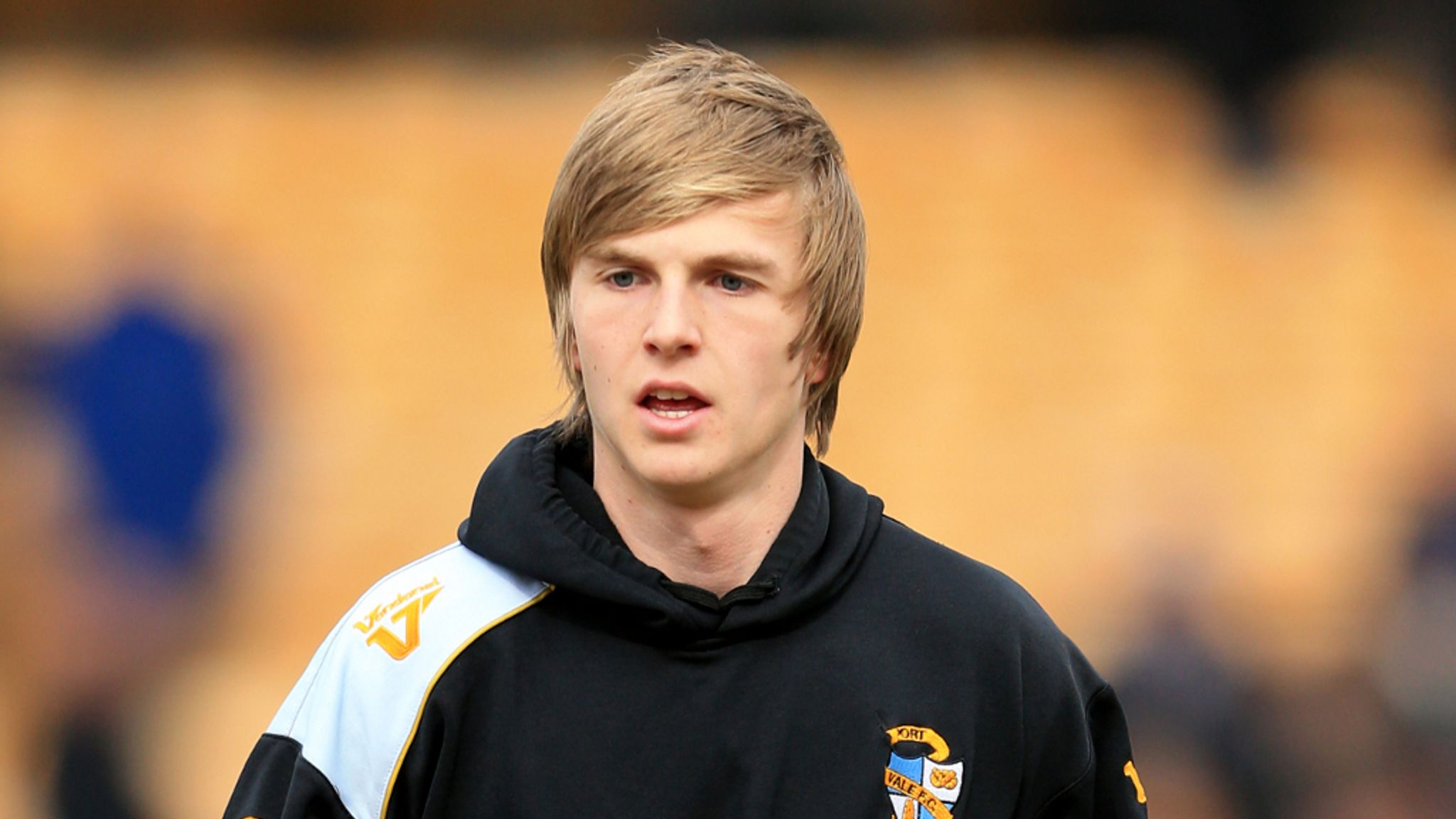 Lloyd signs on with Port Vale | Football News | Sky Sports