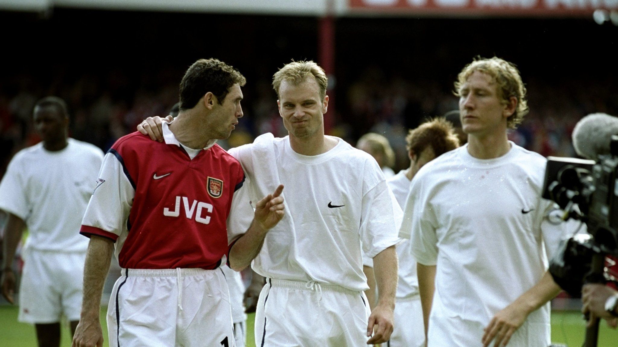 Dennis Bergkamp 20th anniversary: The man who changed Arsenal ...