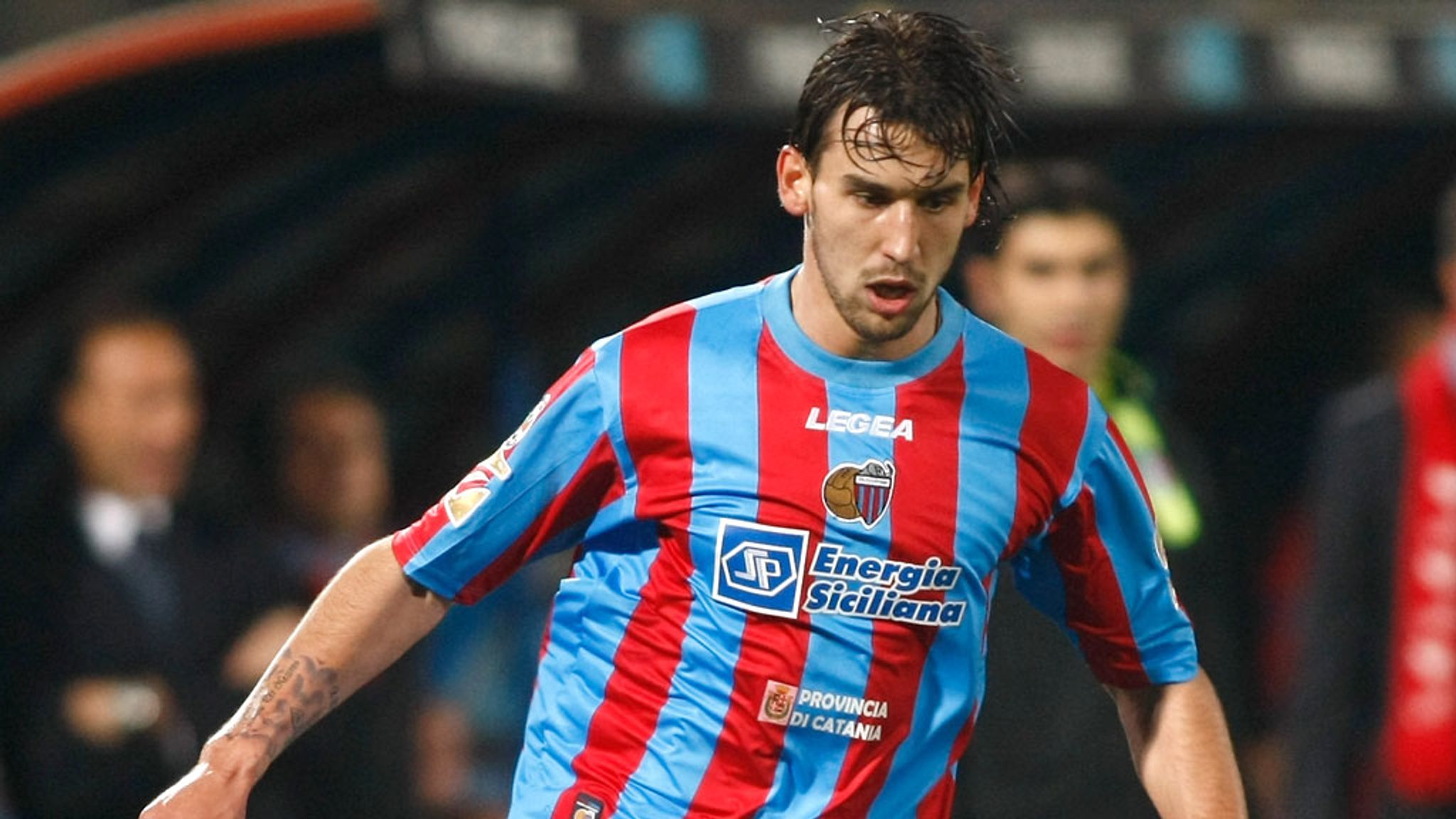 Former Poland U21 centre-half agrees to sign for Hearts | Football News ...