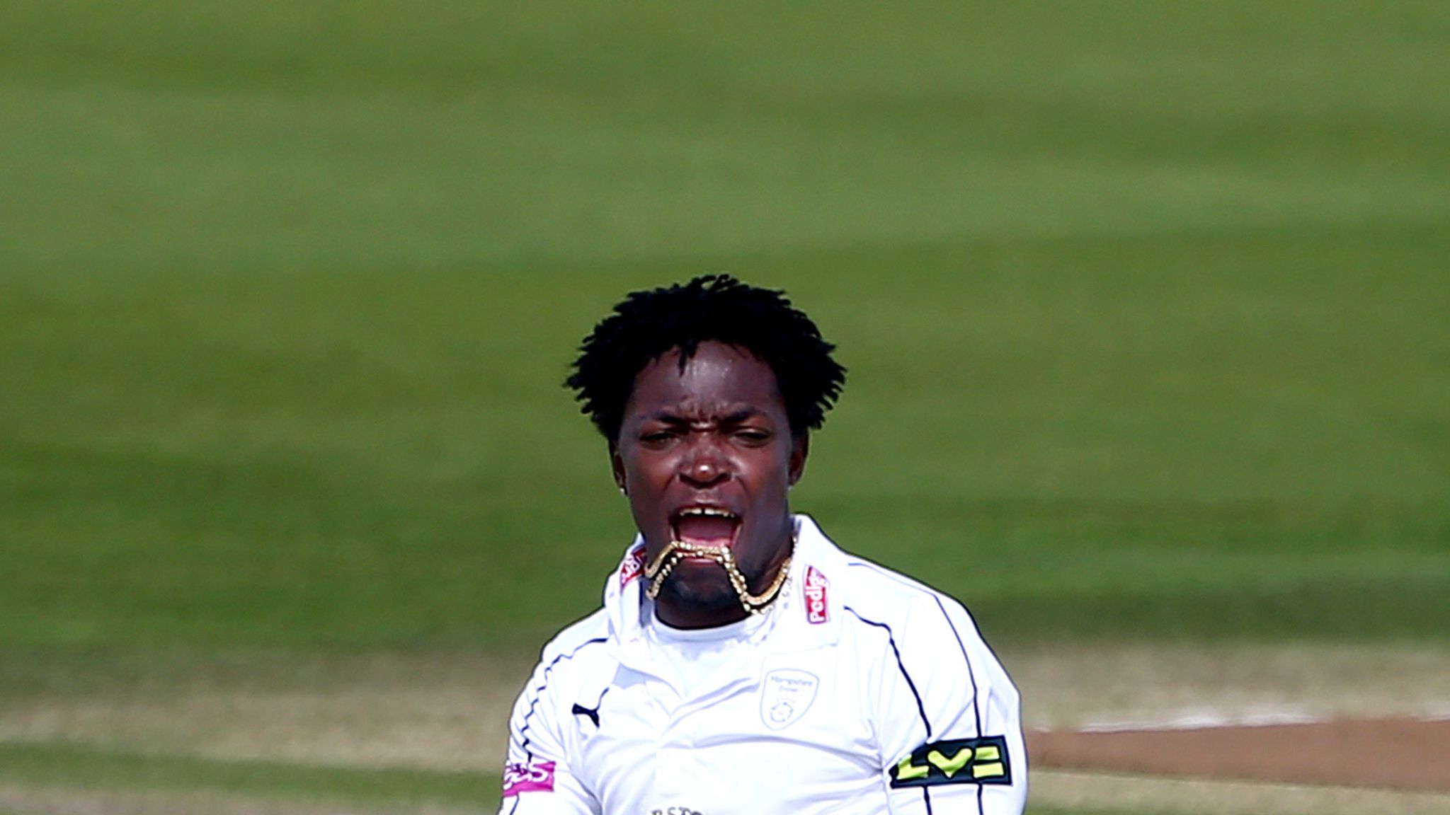 County Championship: Fidel Edwards stars in Hampshire win | Cricket ...