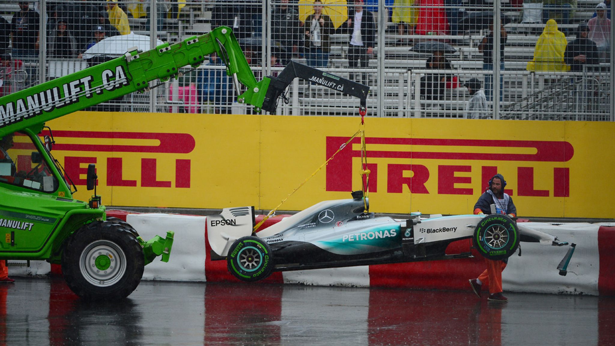 Canadian GP P2: Lewis Hamilton fastest but then crashes as rain hits ...