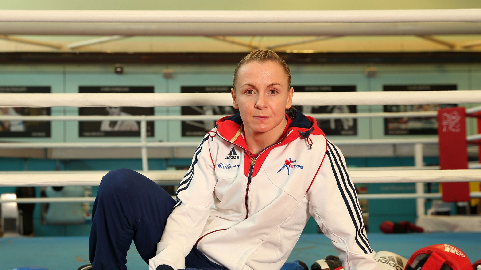 Olympic hopeful Lisa Whiteside caps emotional return | Boxing News ...