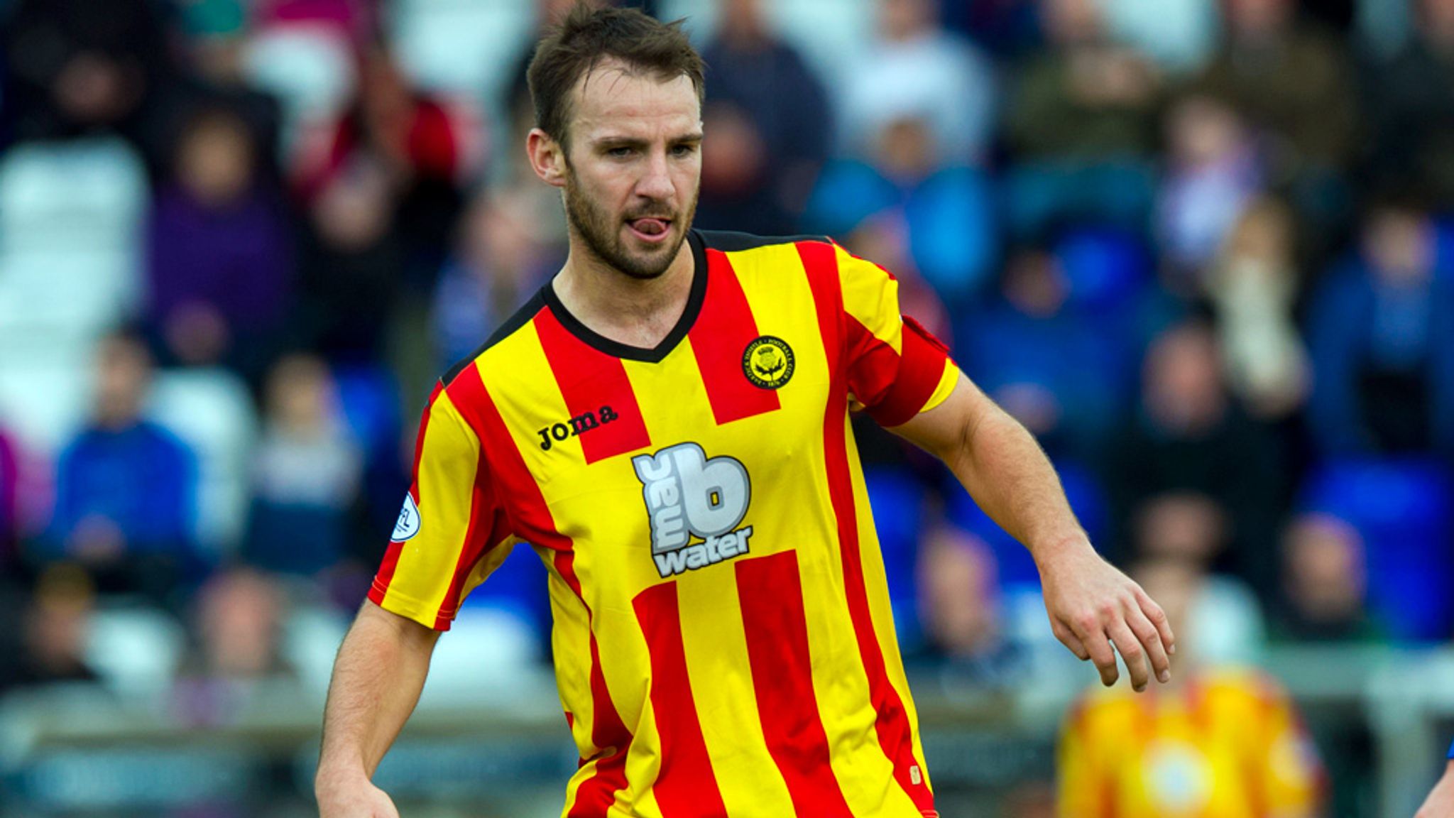 Patrick Thistle midfielder Sean Welsh signs new short-term deal ...