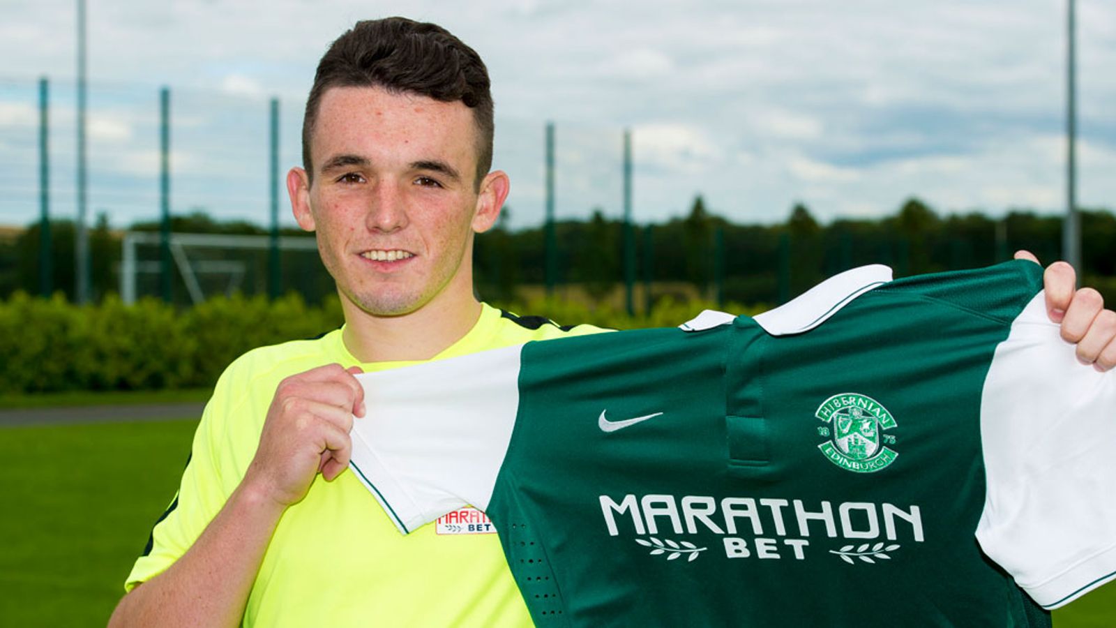 John McGinn leaves St Mirren for Hibernian | Football News | Sky Sports