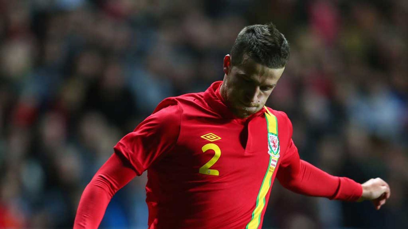 Bristol City sign Sunderland defender Adam Matthews on loan | Football ...